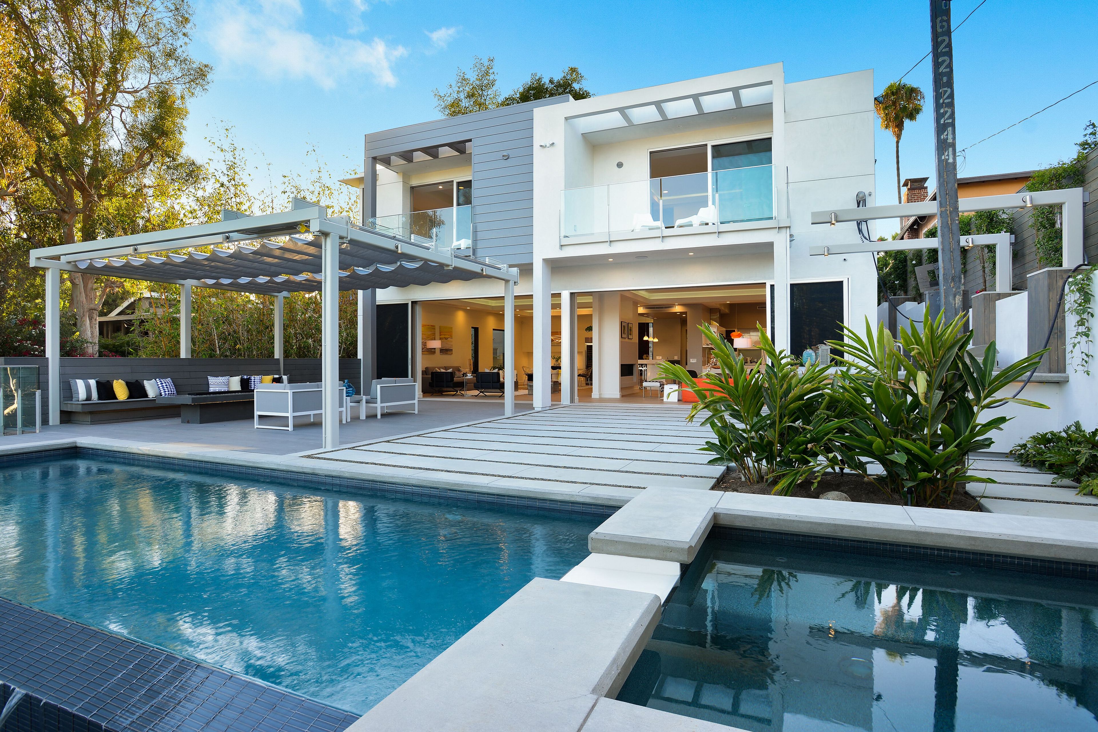 MODULAR SHADE STRUCTURES Pergola By INFINITY CANOPY