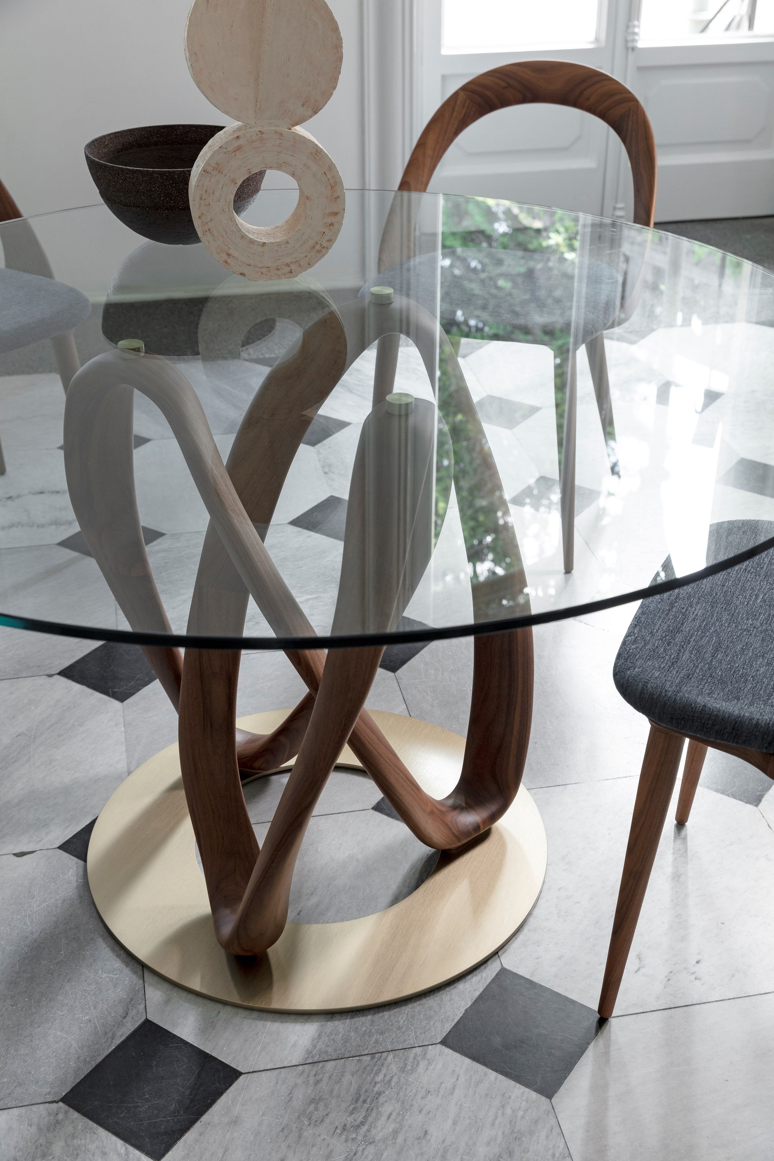 INFINITY | Round table Round solid wood table and crystal top By Porada ...