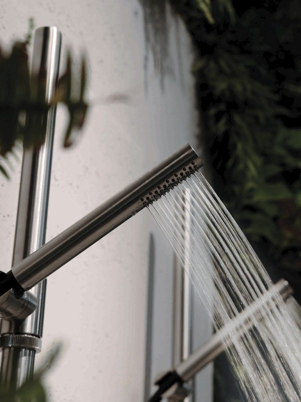 INGIRO F5974 | Doccia esterna Saliscendi da esterno con presa acqua By FIMA Carlo Frattini ...