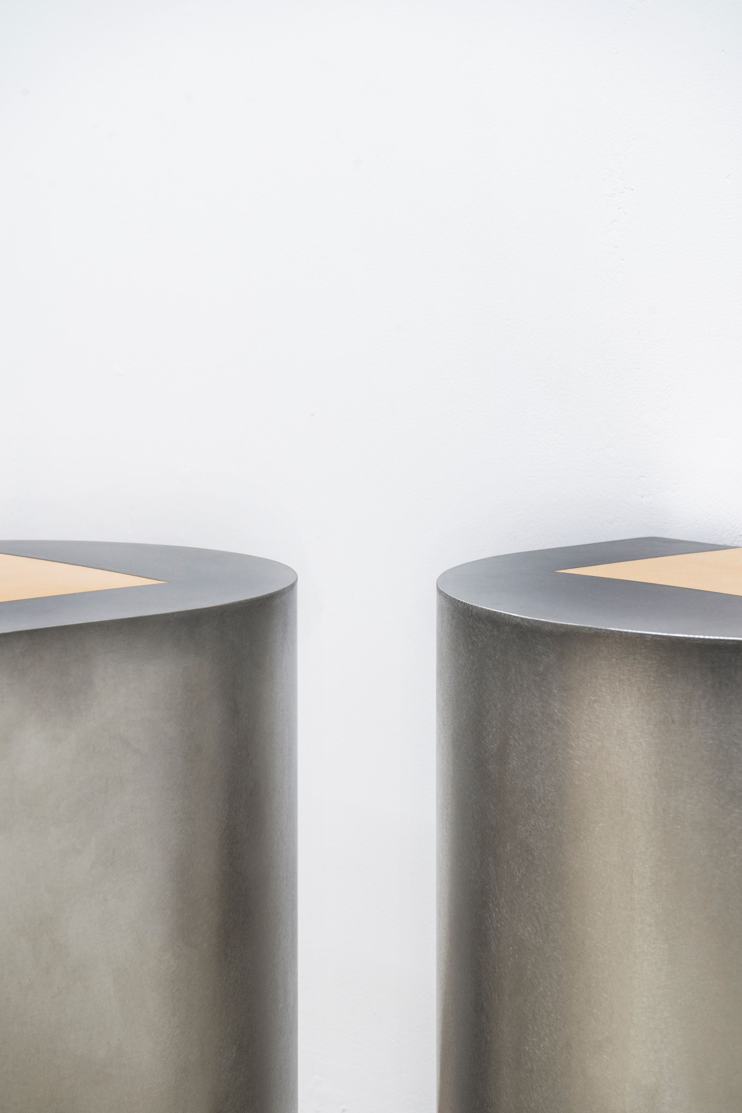 INLAY | Stool Stainless steel stool By MOVIMENTO