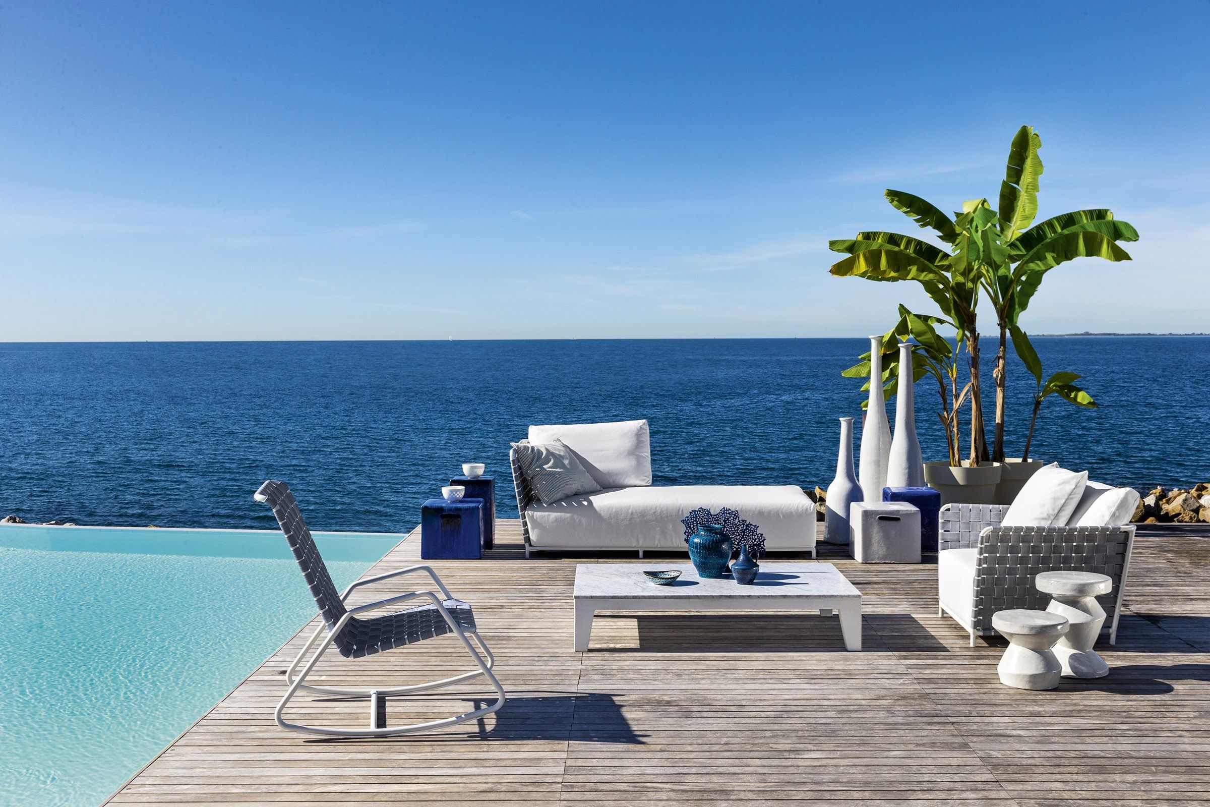 INOUT 41/42/43 Cement stool / coffee table By Gervasoni | design Paola ...