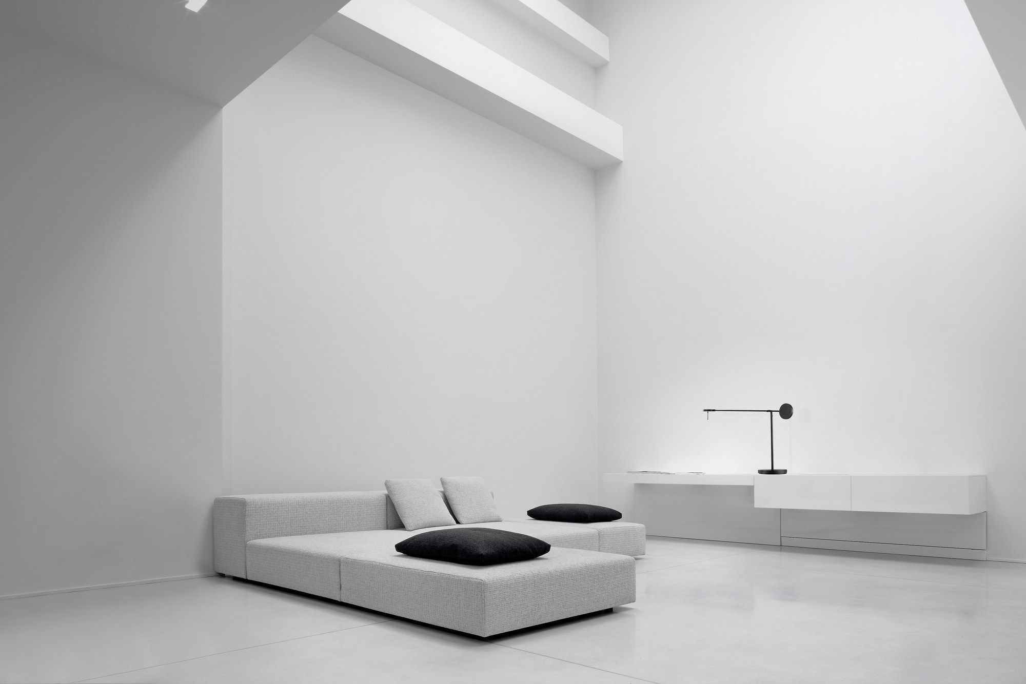 INVISIBLE | Lampada da tavolo Collezione Invisible By Grok design ...