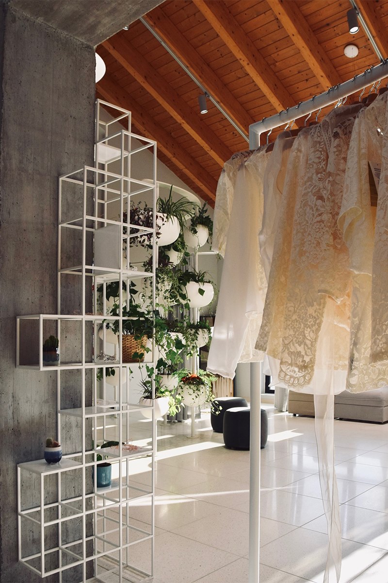 IPOT AD HOC RETAIL / EXHIBITION Modular aluminium display unit By iPot ...