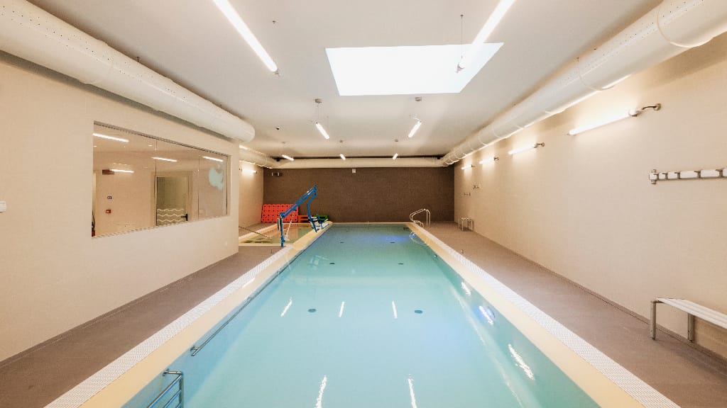 ISIGN LED polycarbonate pendant lamp By iGuzzini | design Jean-Marie ...