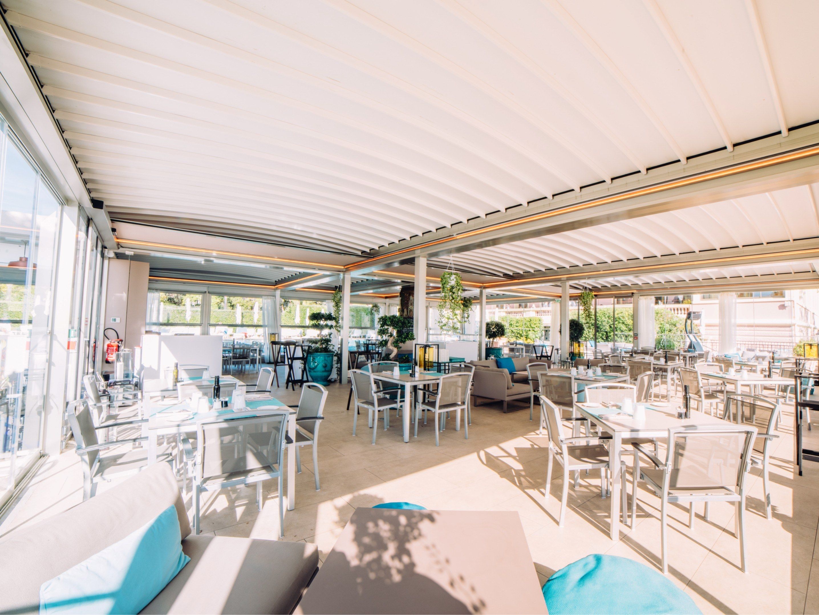 ISOLA 2 T Pergola By KE Outdoor Design