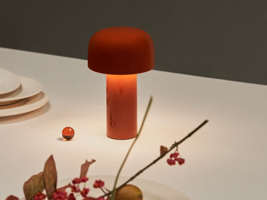 FLOS - BELLHOP RED 台灯 By In Stock | design Barber & Osgerby