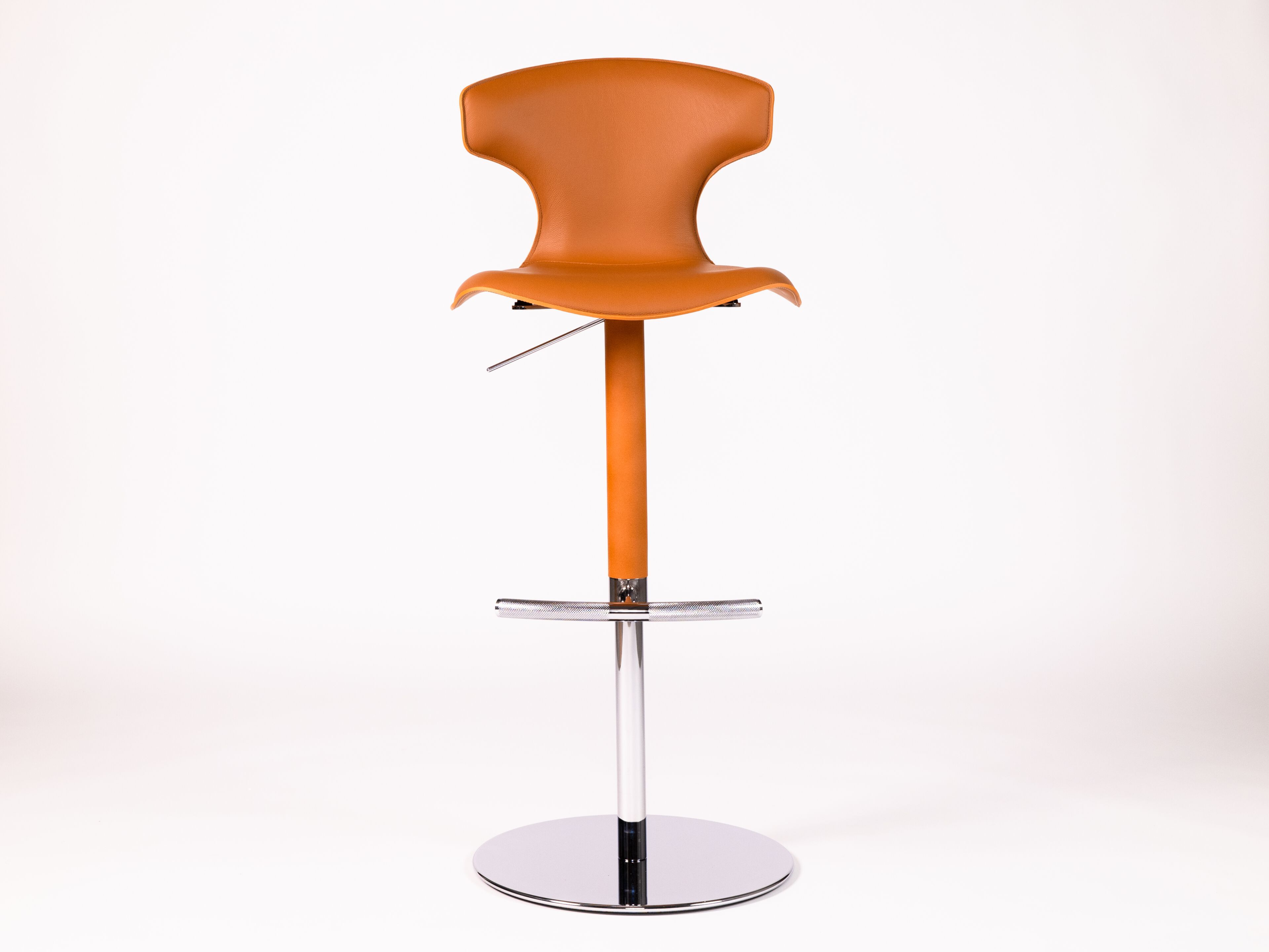 POLTRONA FRAU - MONTERA Stool By In Stock | design Roberto Lazzeroni