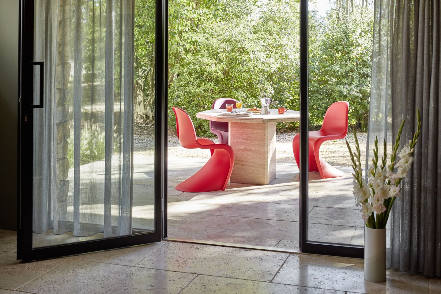 VITRA - PANTON CHAIR CLASSIC RED Chair By In Stock | design Verner Panton