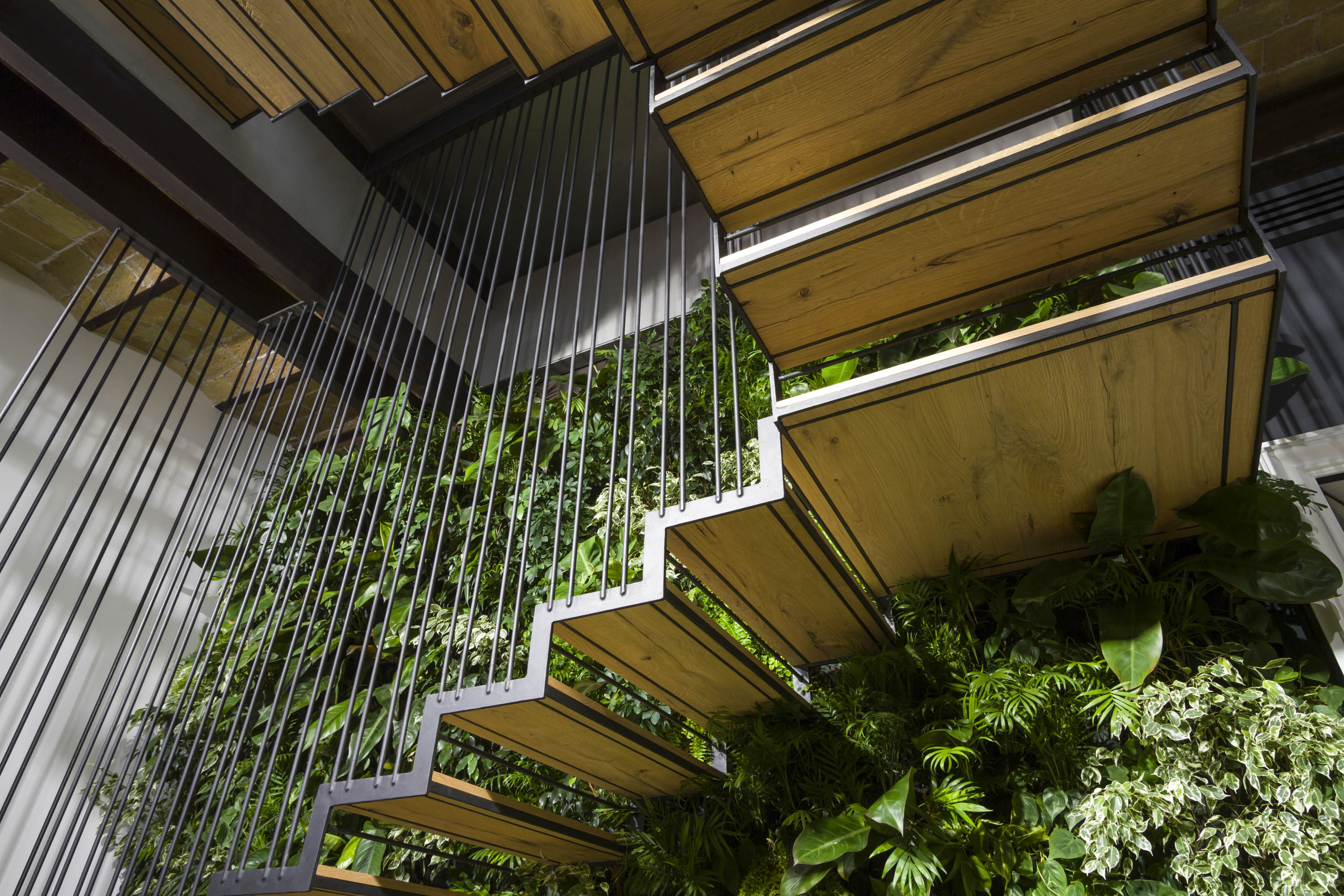 Indoor vertical garden By SUNDAR ITALIA