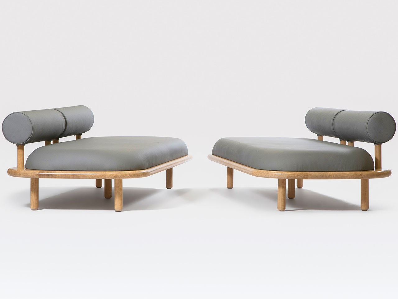 JASPER Upholstered leather bench with back By Liqui Contracts