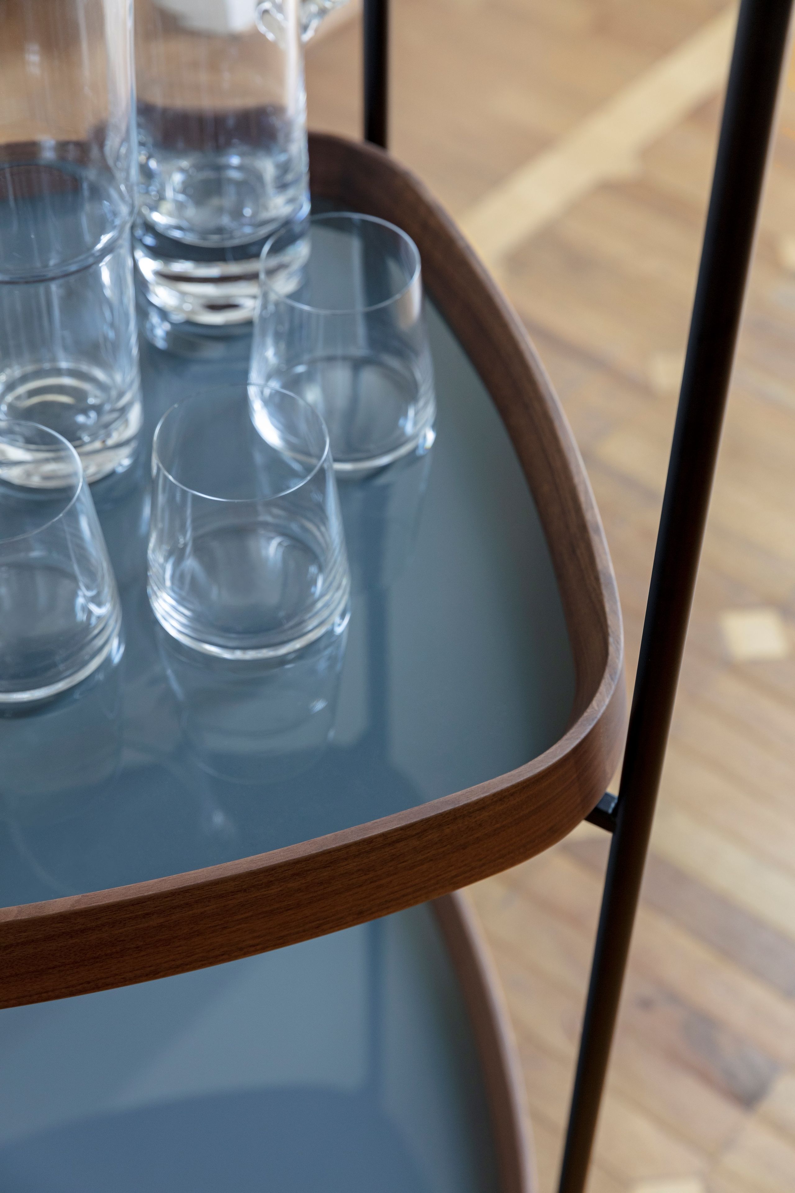 JET Walnut food trolley By Porada | design Carlo Ballabio