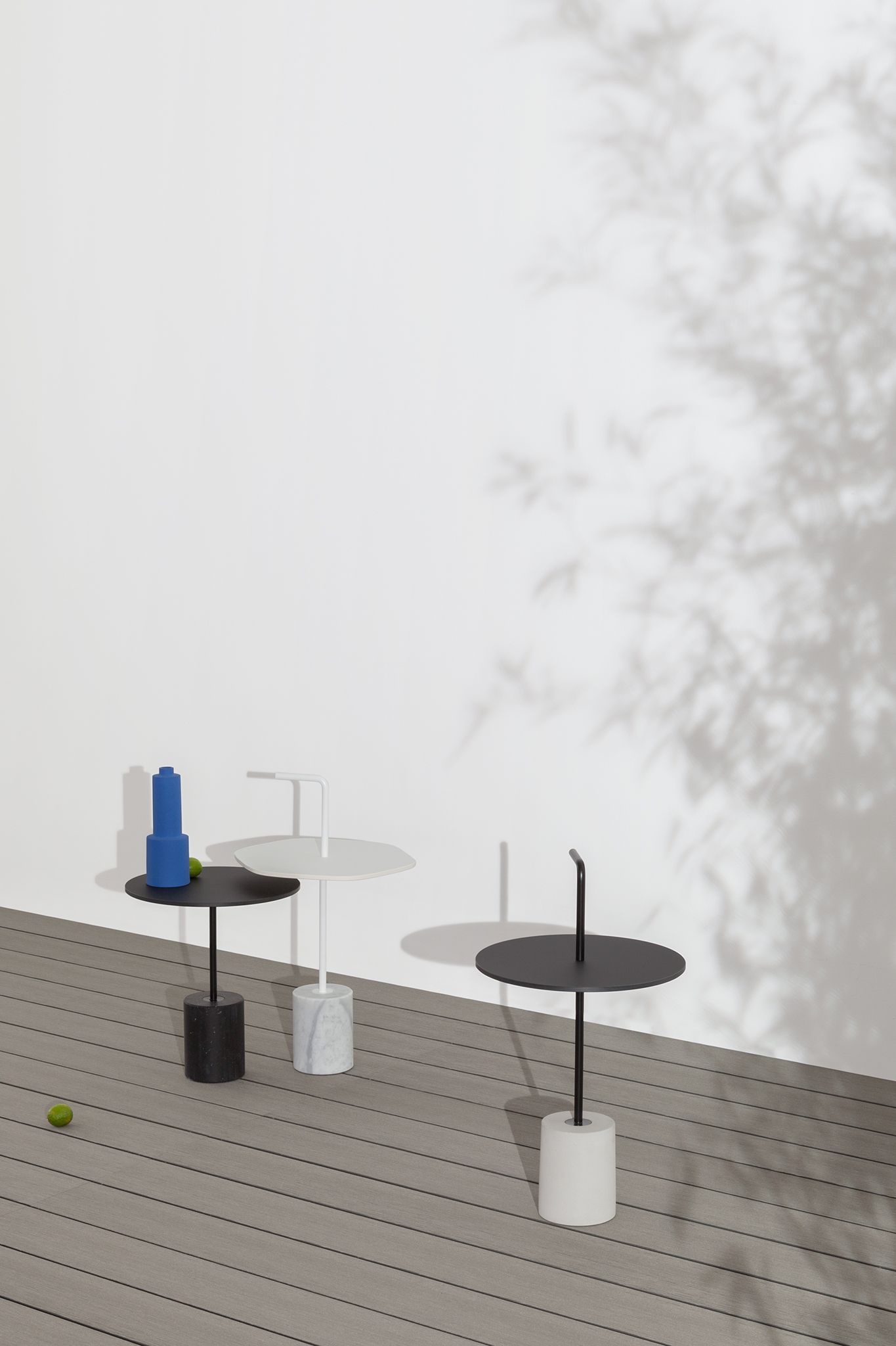 JEY OUTDOOR Round garden side table By Lapalma | design Francesco Rota