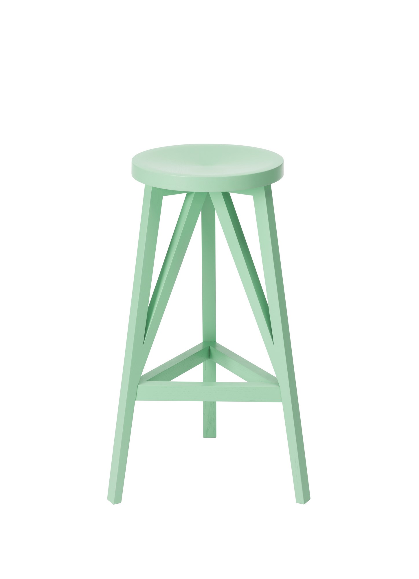 JL4 | Wooden stool By LOEHR design Julian Löhr