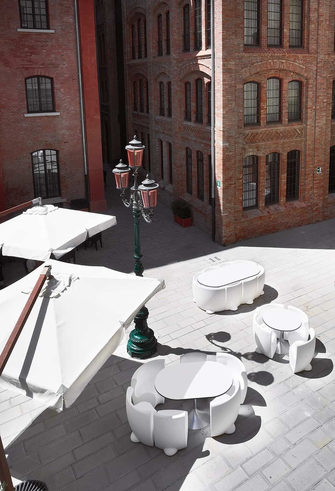 JOE | Oval table Oval table By MY YOUR | design MoreDesign