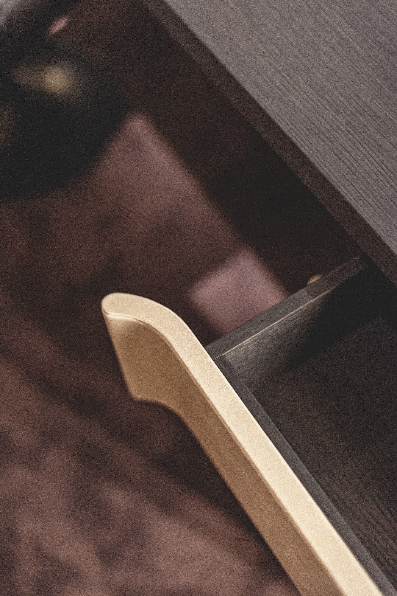 JONI Writing desk By Baxter | design Christophe Delcourt