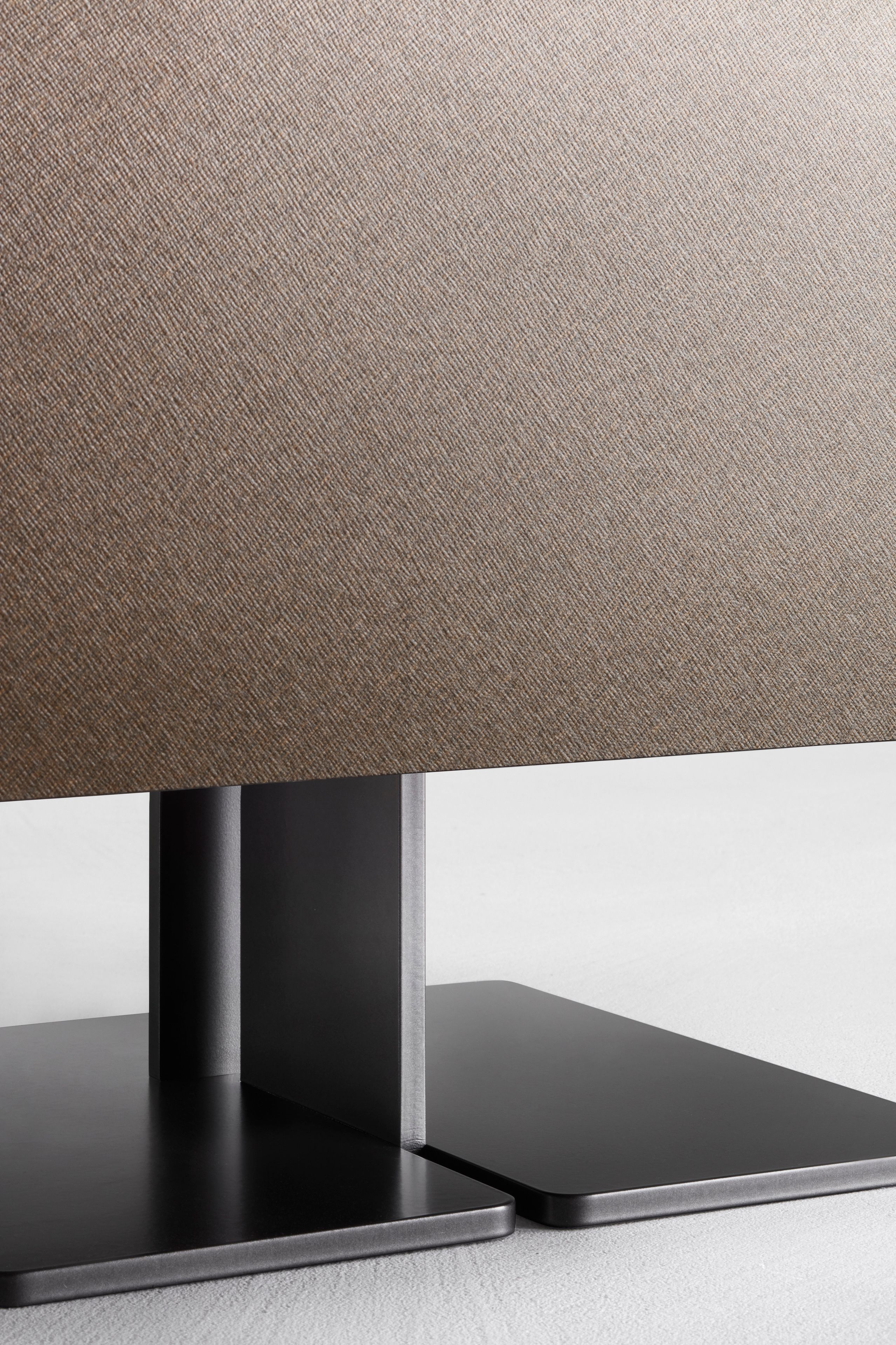 JUTA Rectangular bedside table with drawers By Flou