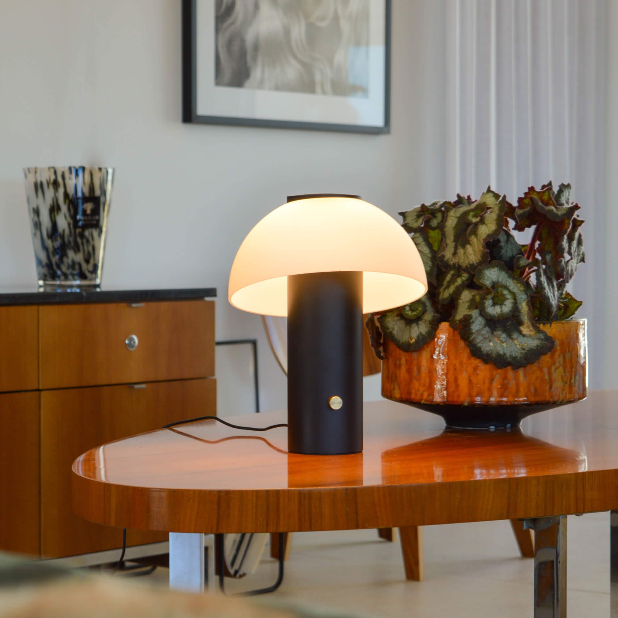 PICCOLO Smart LED table lamp By Jaune Fabrique
