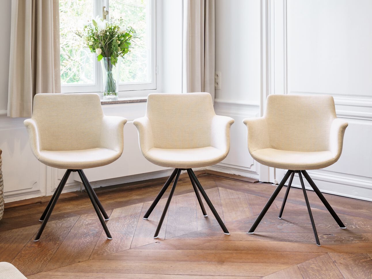 CHAGALL Chair By Joli