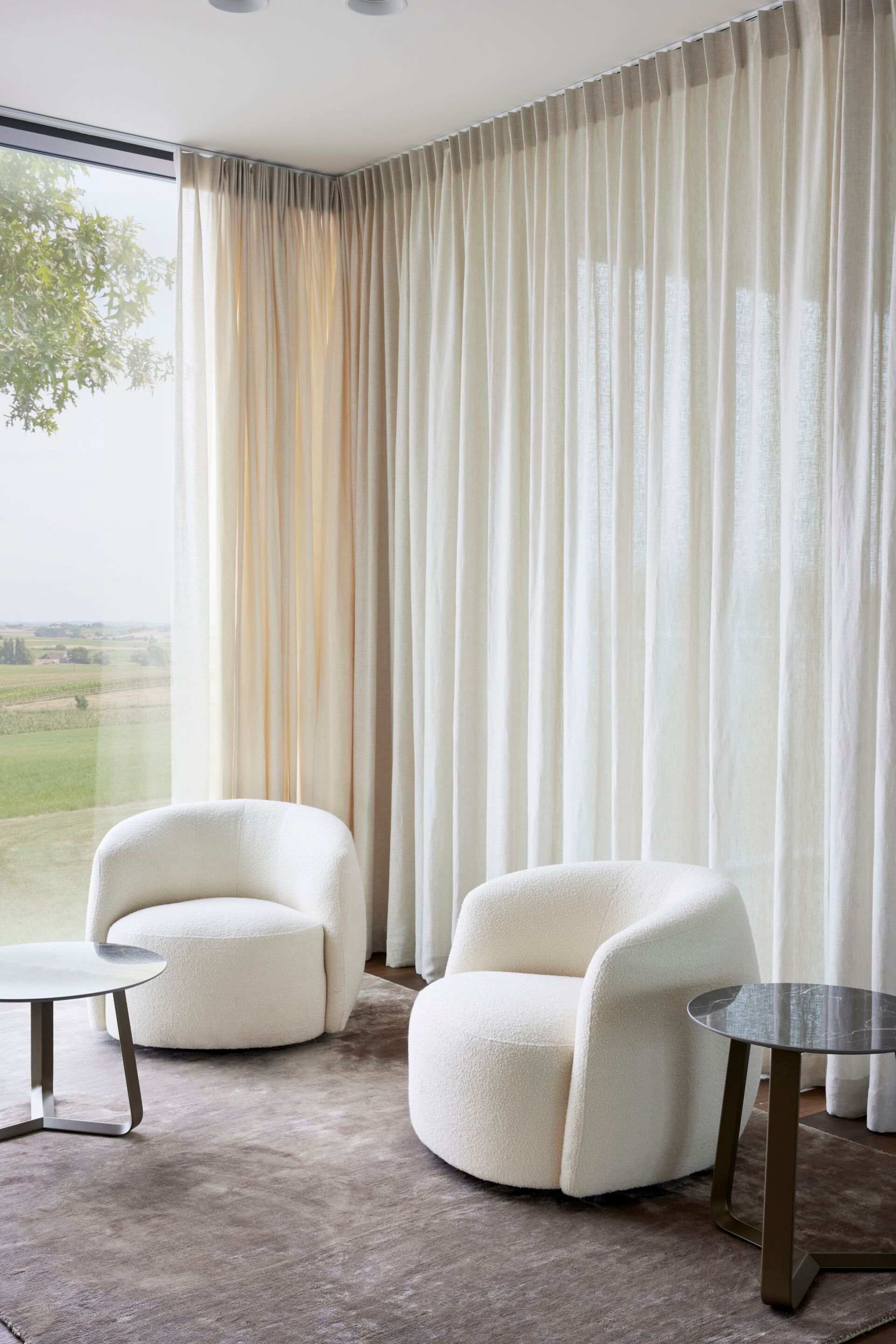 OLIVO Armchair By Joli