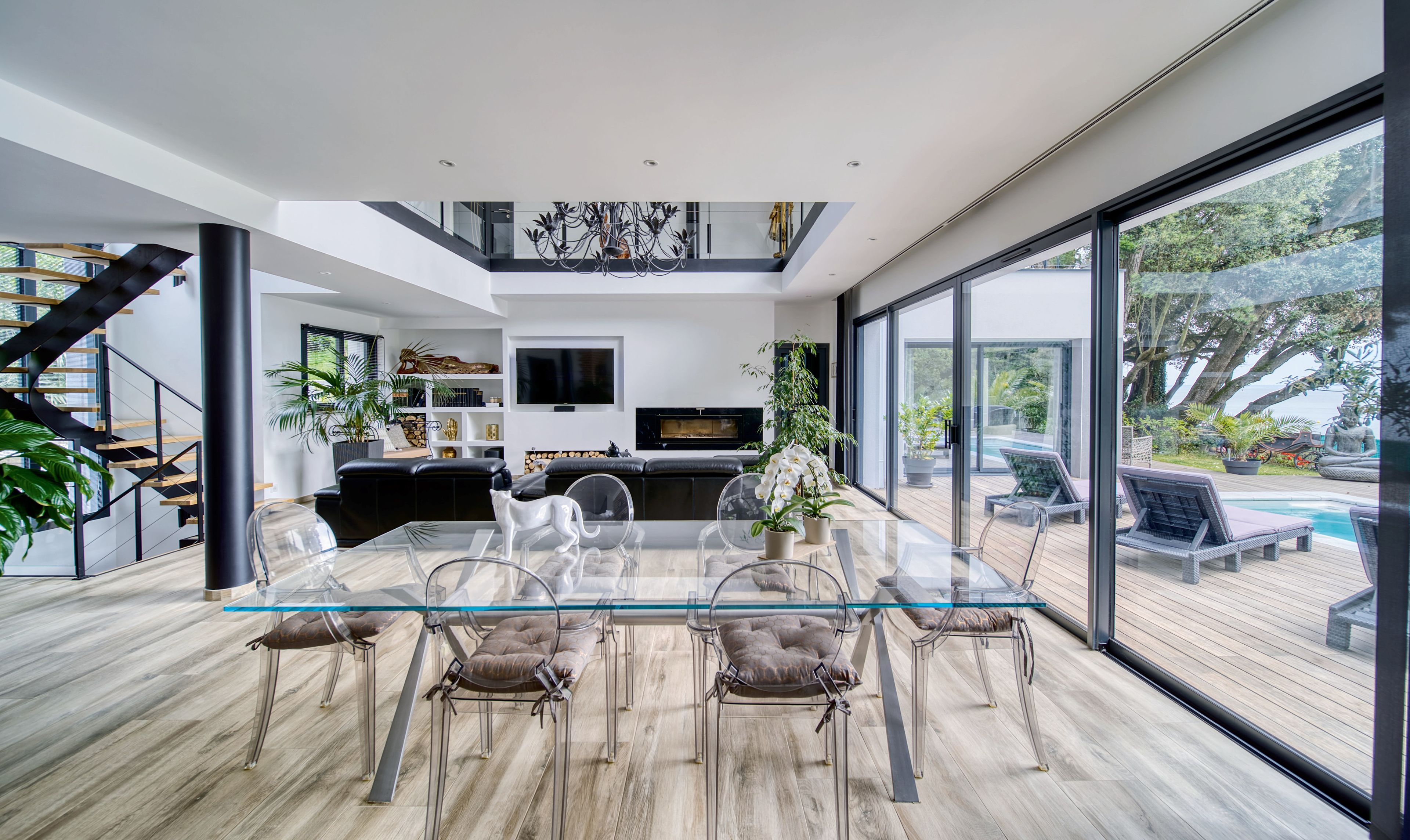 K•LINE | Sliding window Aluminium patio door By K•LINE