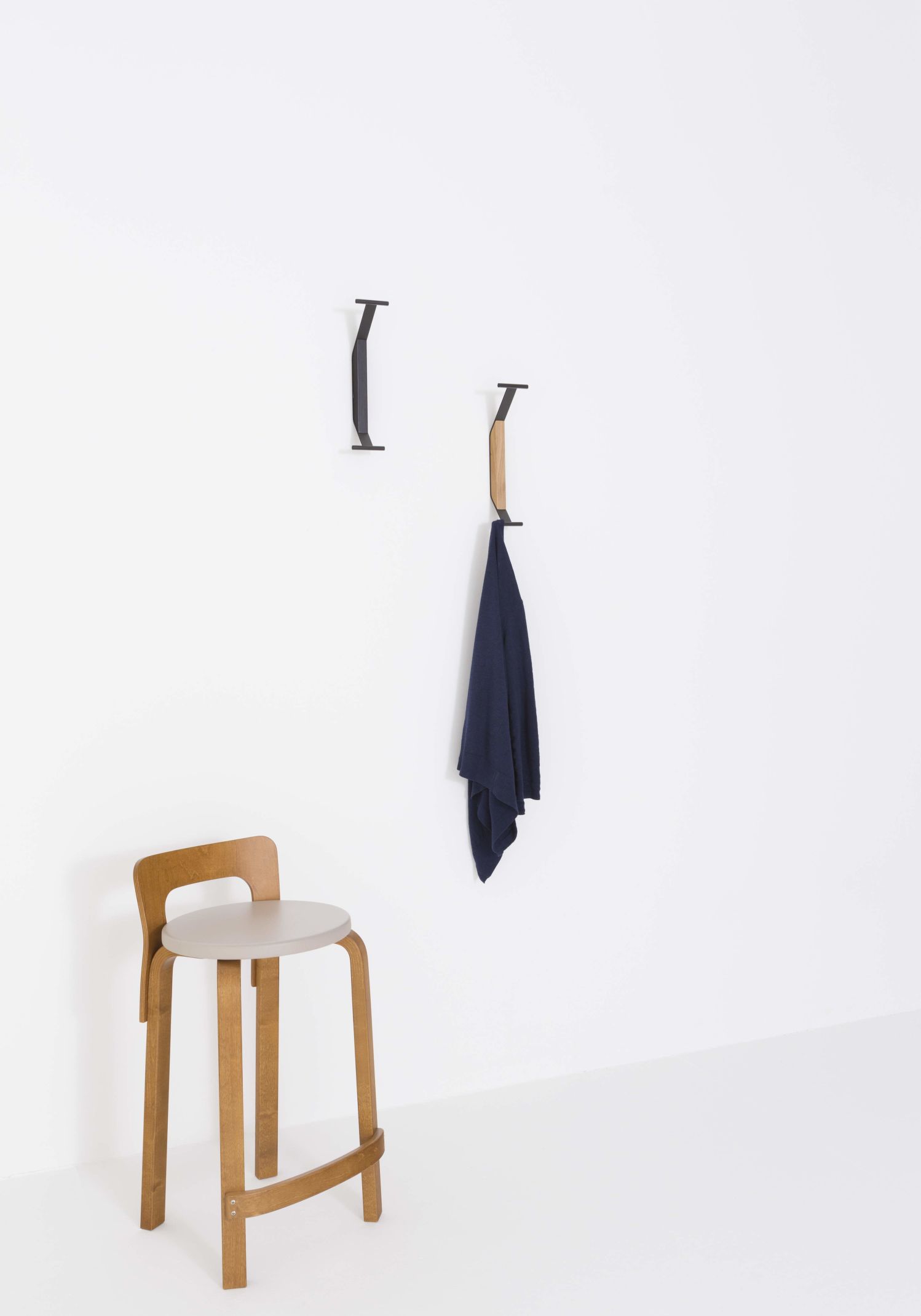 L-LEG High birch stool By Artek | design Alvar Aalto