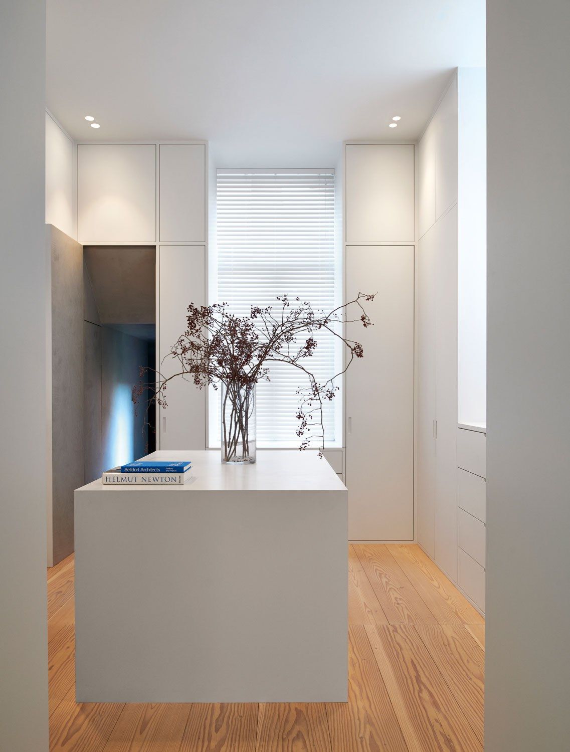 KADET S TRIMLESS Spotlight By Delta Light