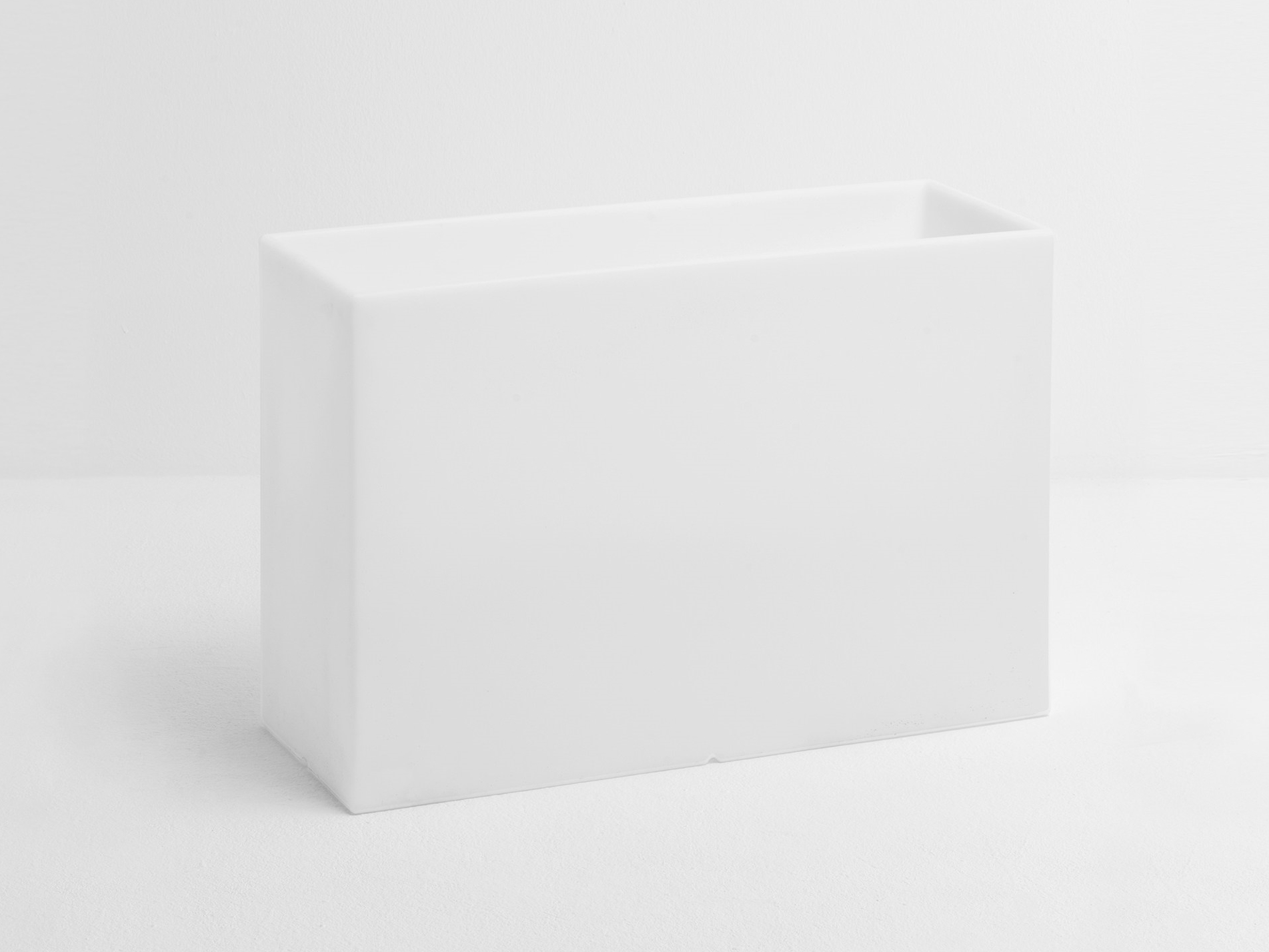 KADO Polyethylene garden bench / planter By Pedrali