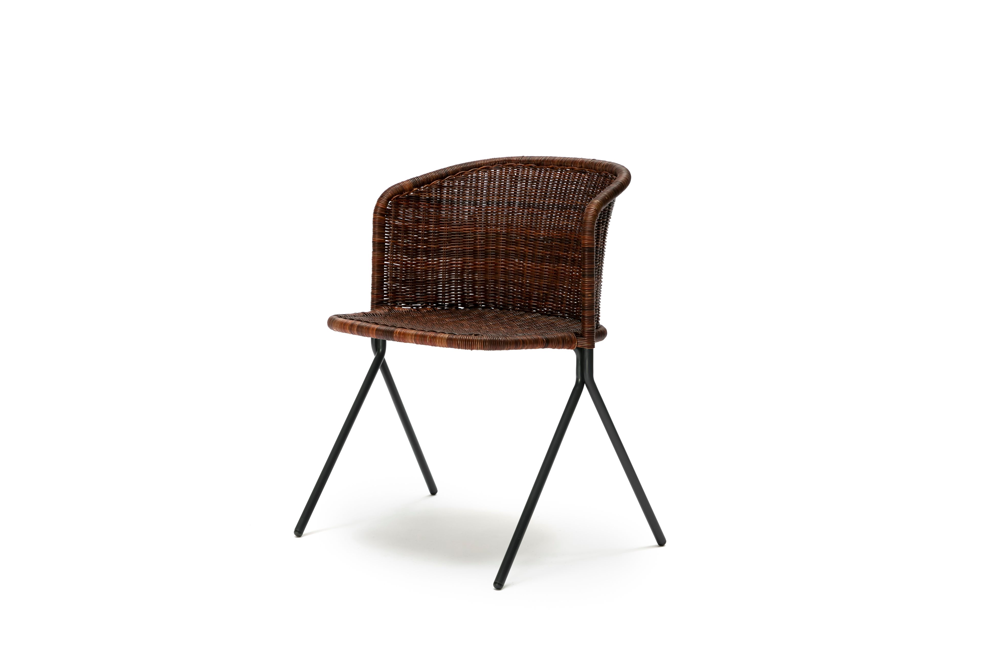 KAKĪ | Chair with armrests Kakī Collection By Feelgood Designs design ...