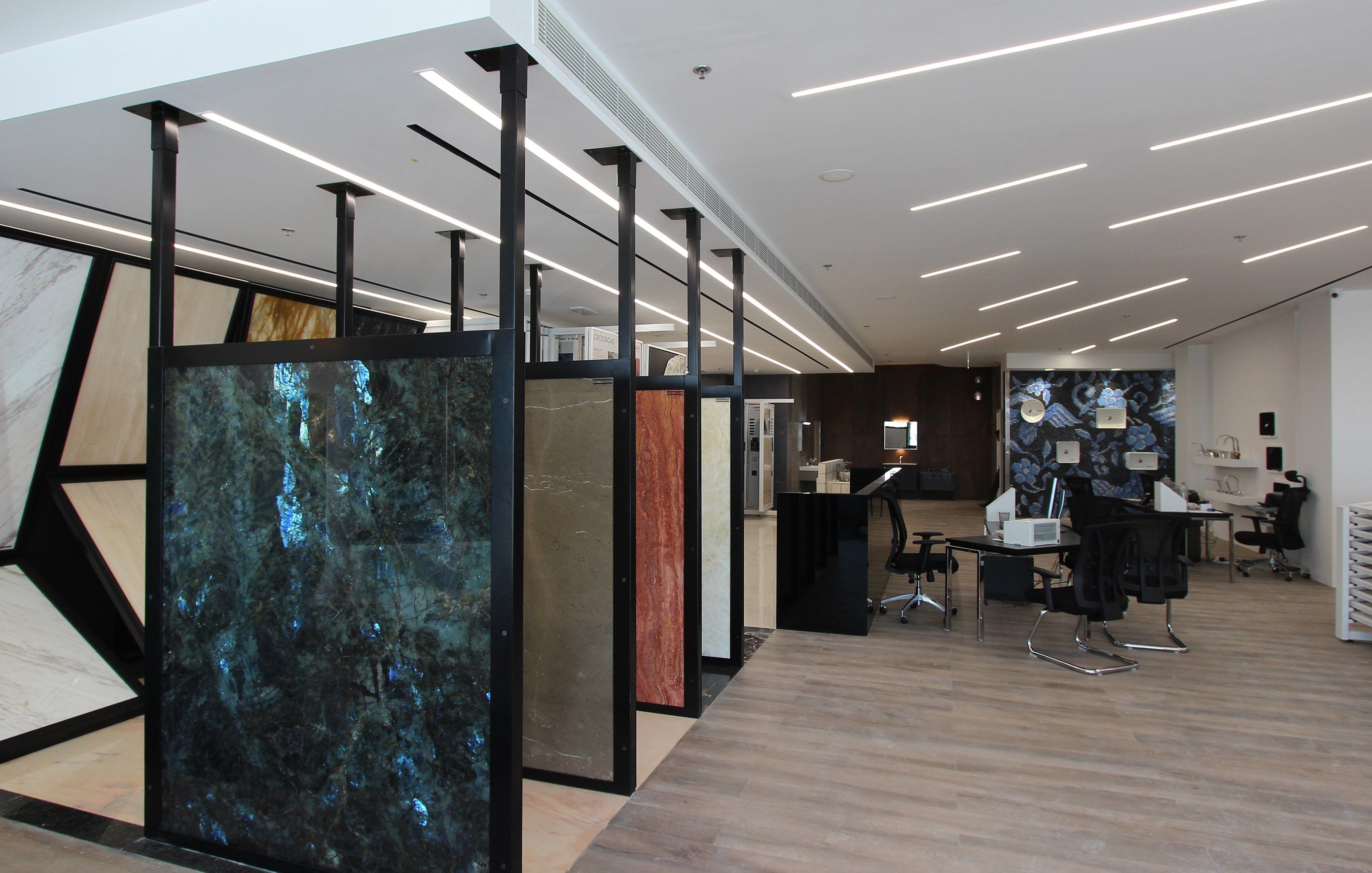 KALIS RV Ceiling mounted aluminium linear lighting profile By Intra ...