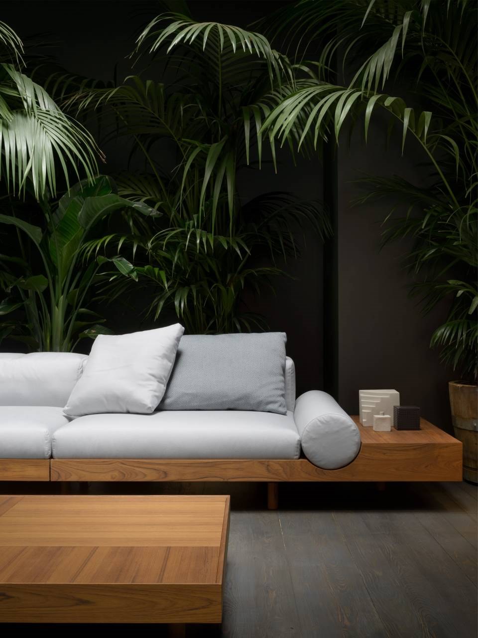 KASBAH Sectional garden sofa By Living Divani | design David Lopez ...