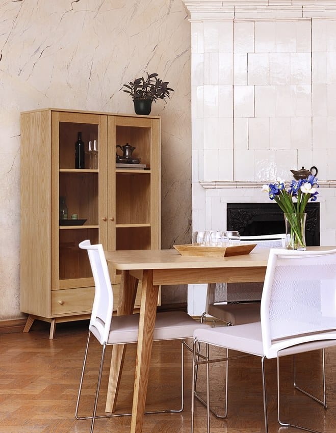 KENSAL display cabinet By Woodman