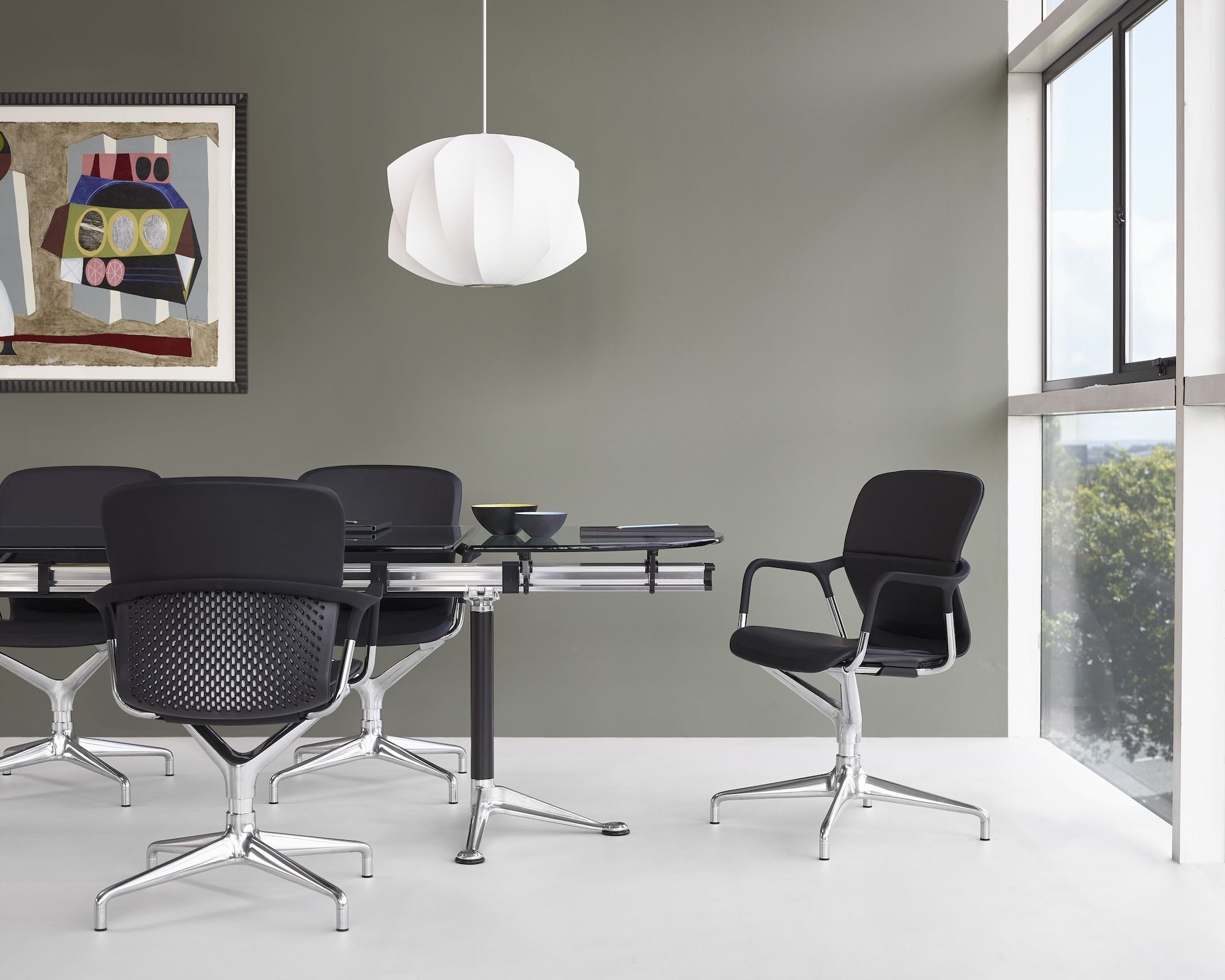 KEYN Swivel chair with spoke base By Herman Miller | design forpeople