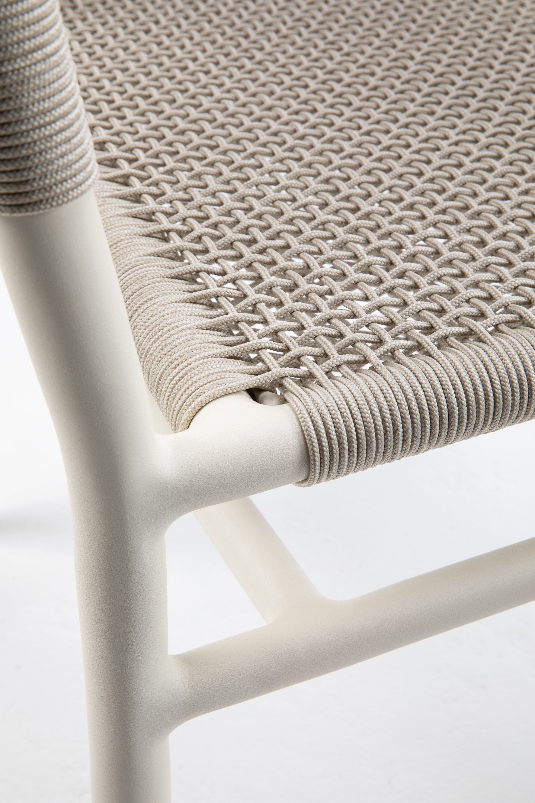 KILT Stackable rope garden chair By Ethimo | design Marcello Ziliani
