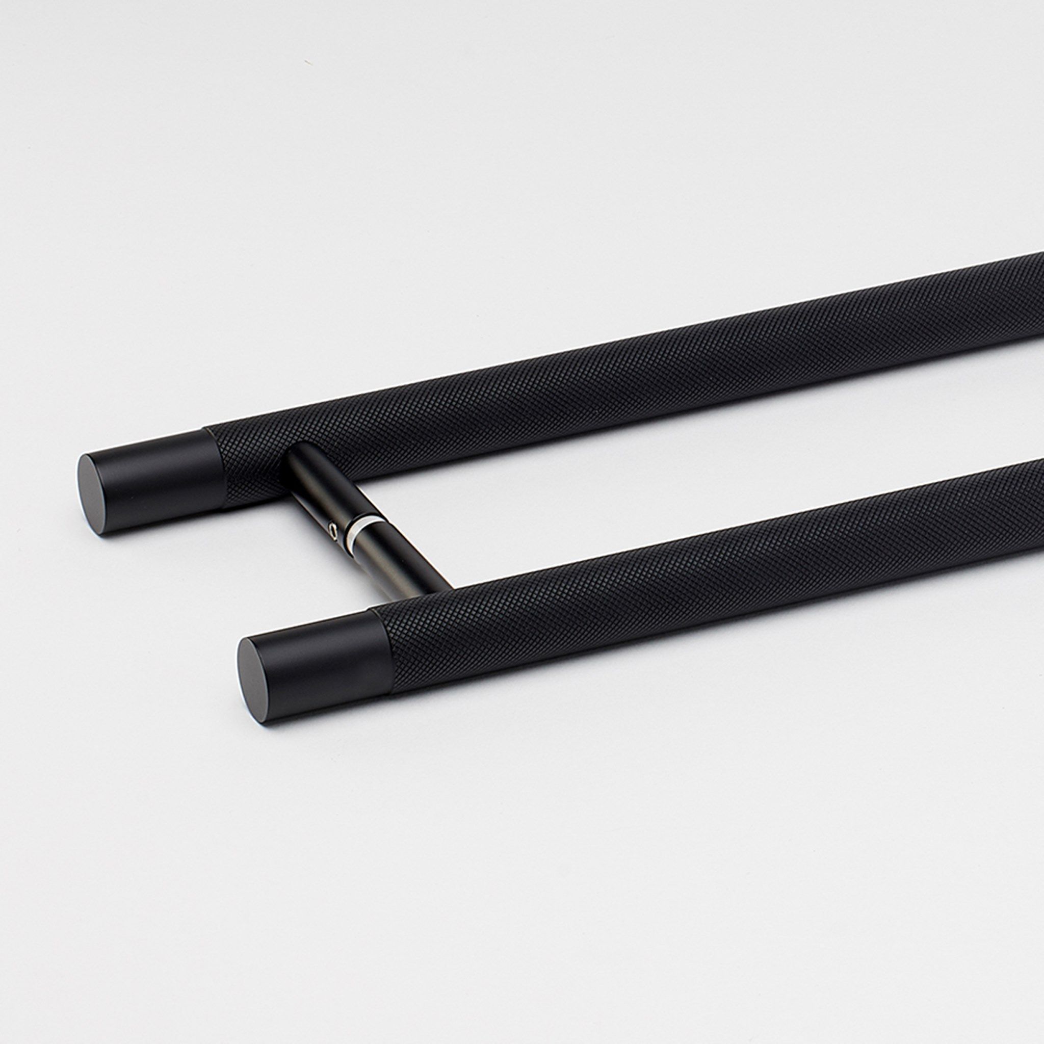 KINTORE Brass pull handle By Lo & Co Interiors