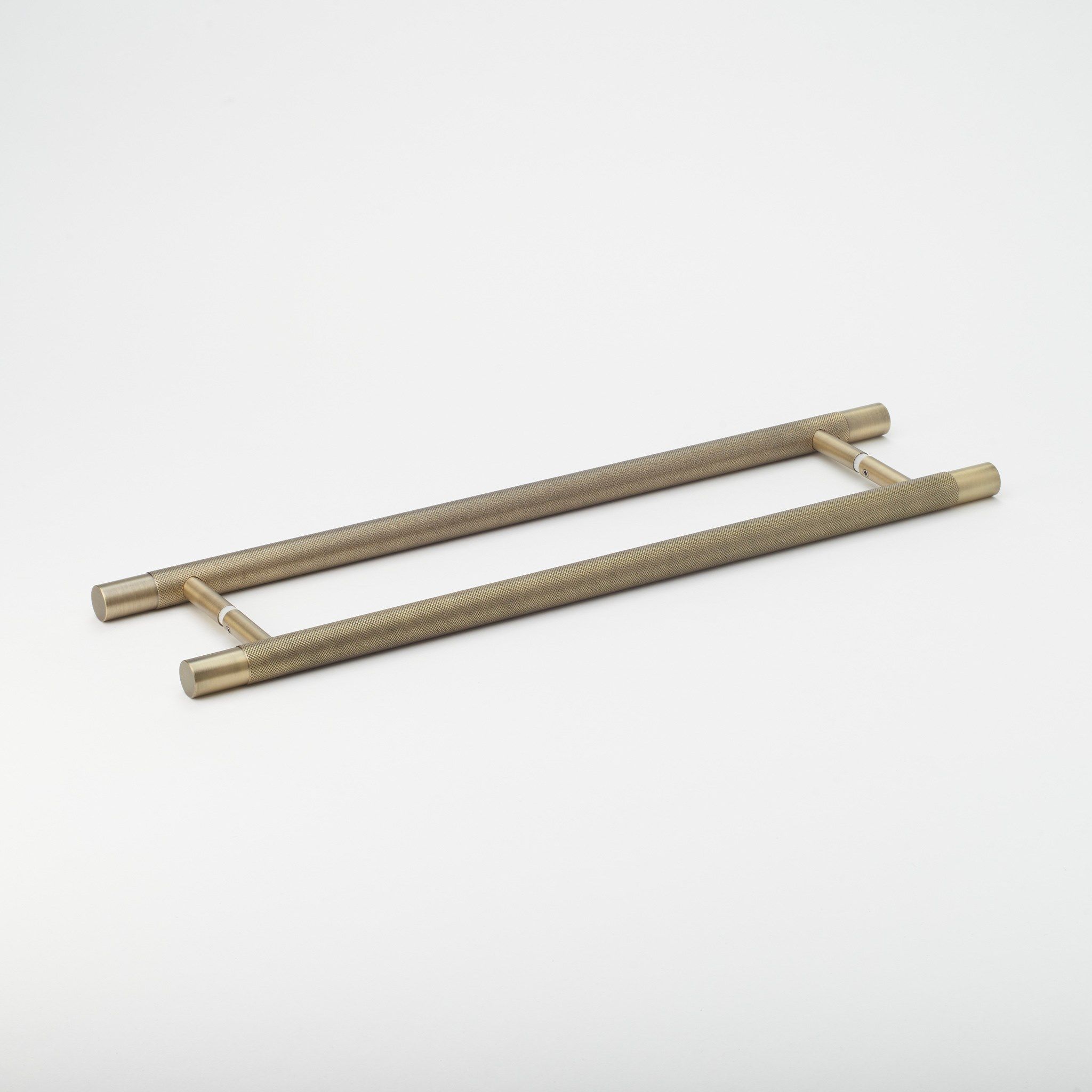 KINTORE Brass pull handle By Lo & Co Interiors