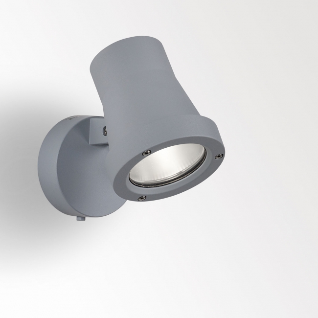 KIX | Wall-mounted Outdoor spotlight By Delta Light