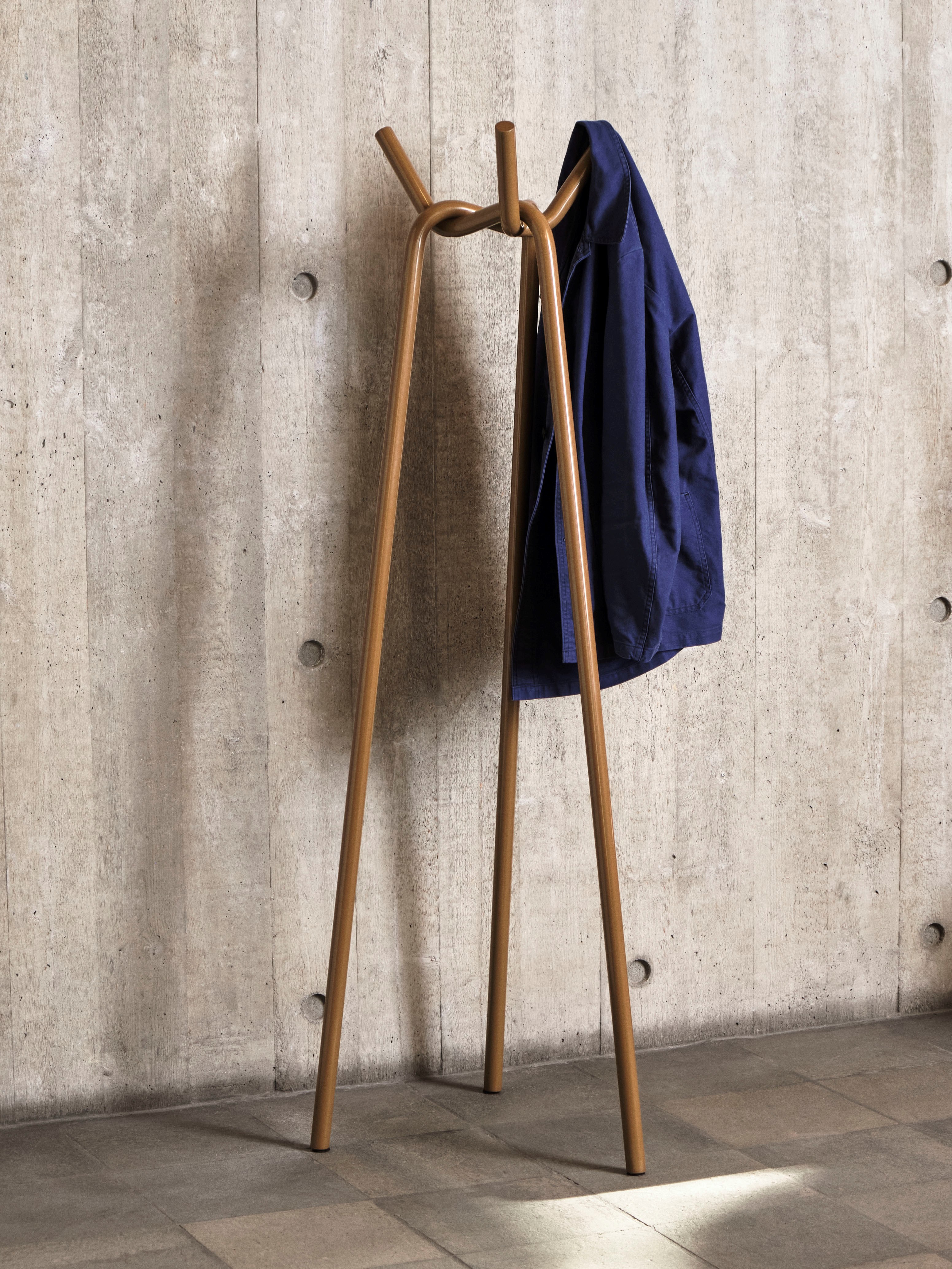 Steel coat stand KNIT By Hay design Jin Kuramoto