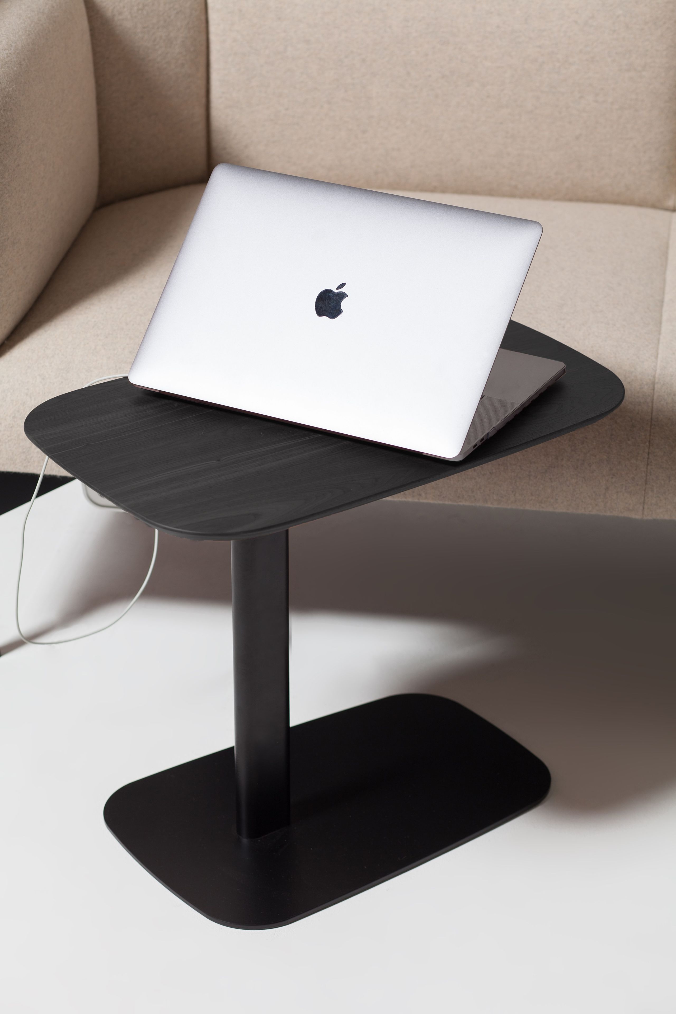 KOKORO PC high side table By Manerba | design Federica Biasi