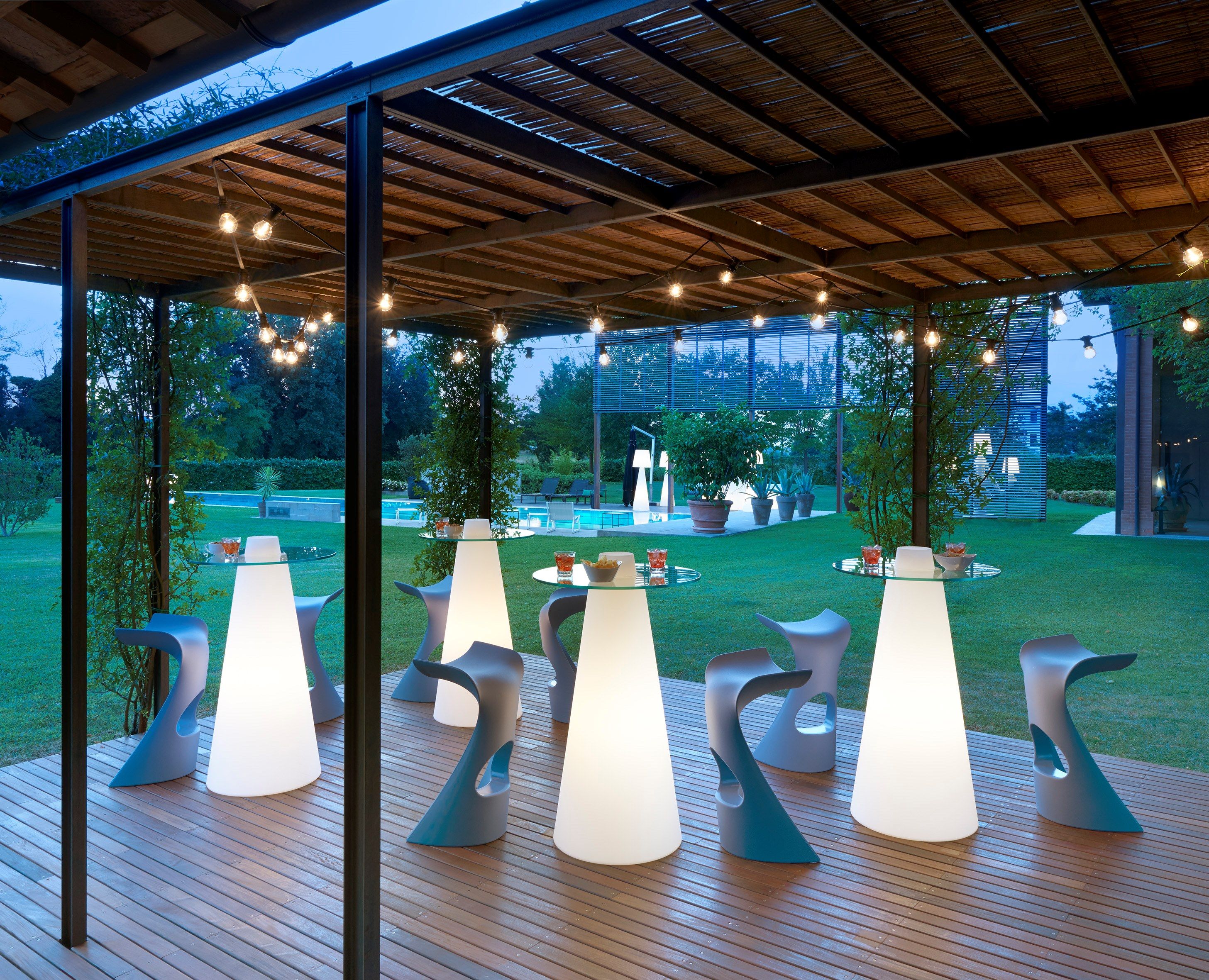 KONCORD Stool By SLIDE | design Karim Rashid