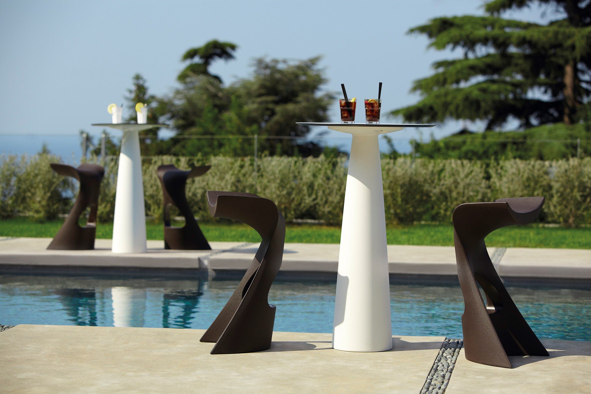 KONCORD Stool By SLIDE | design Karim Rashid