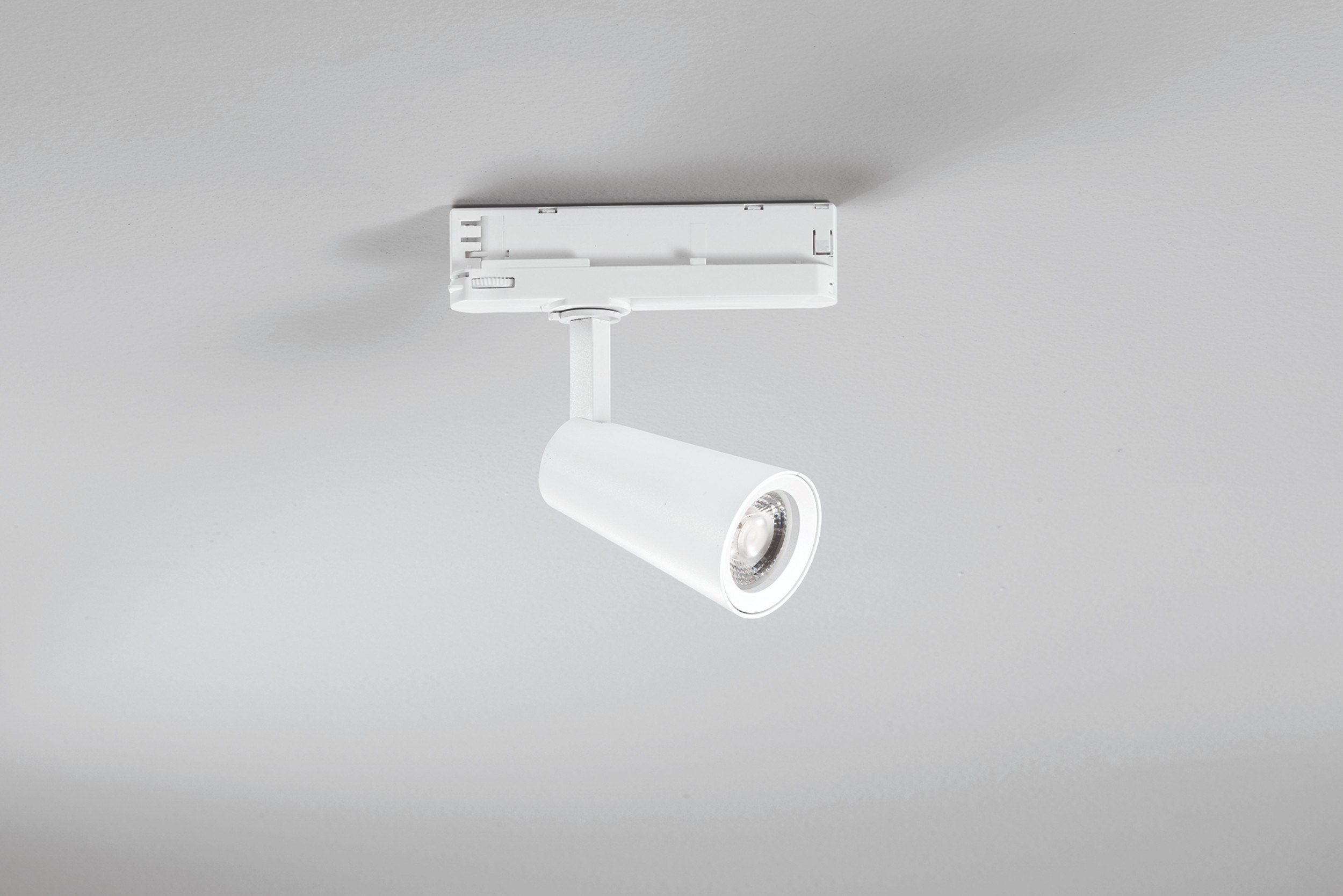 KONE Track-Light By Fan Europe Lighting