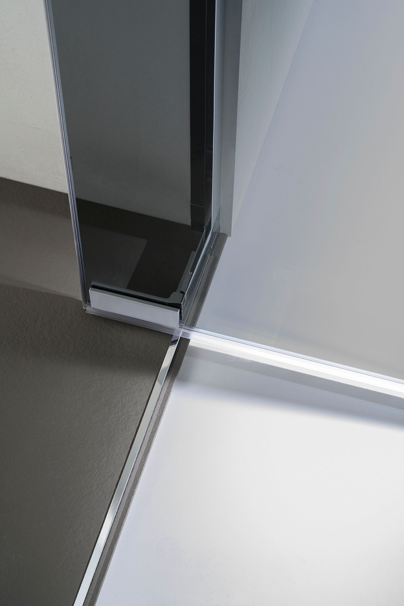 Glass and aluminium shower cabin KORE By ARBLU