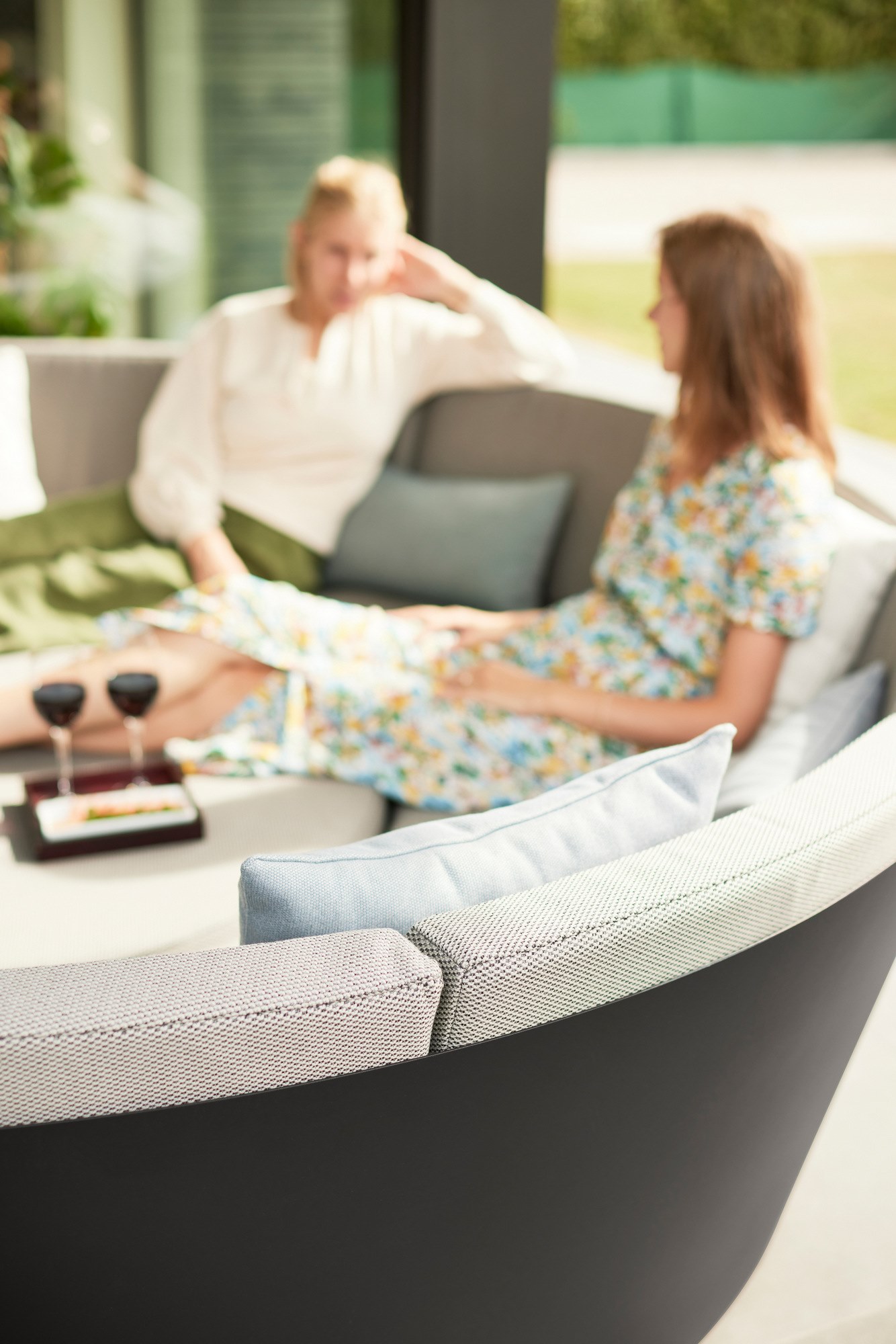 KOSMOS Eco-leather sofa By Extremis | design Dirk Wynants