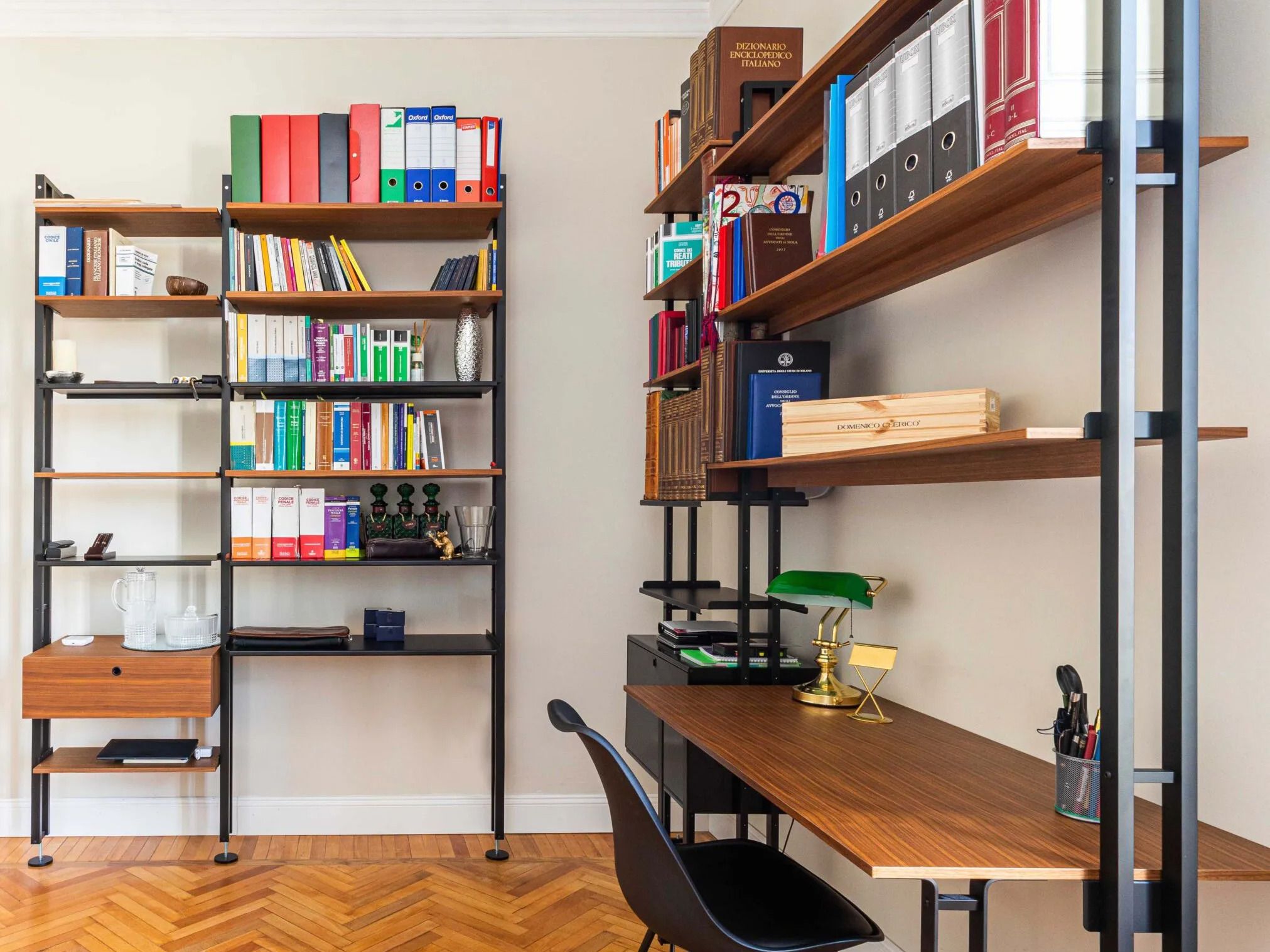 K2 STUDIO Office shelving By KRIPTONITE