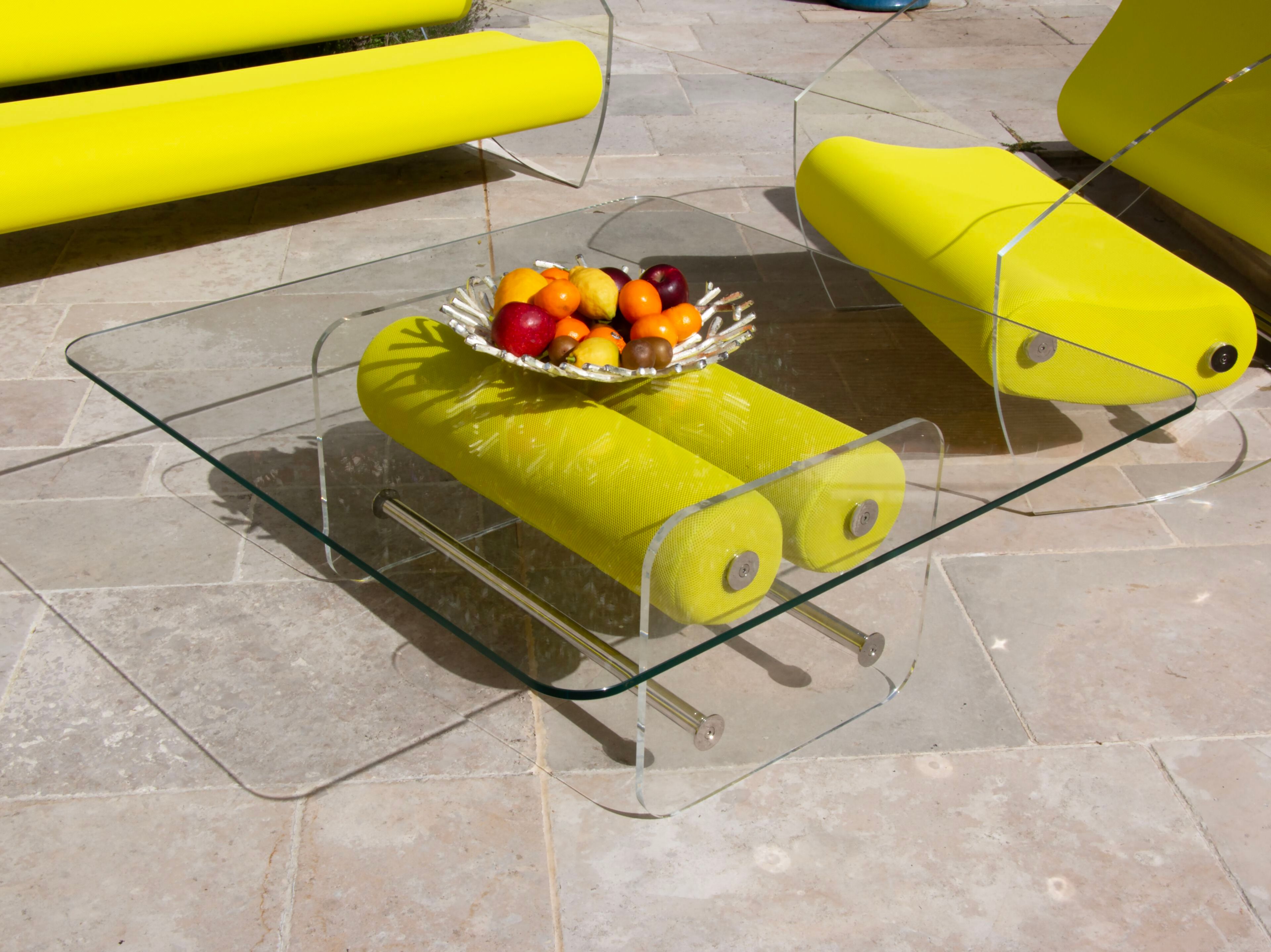 COFFEE TABLE XL MW YELLOW Square PMMA and glass coffee table By KUUMO