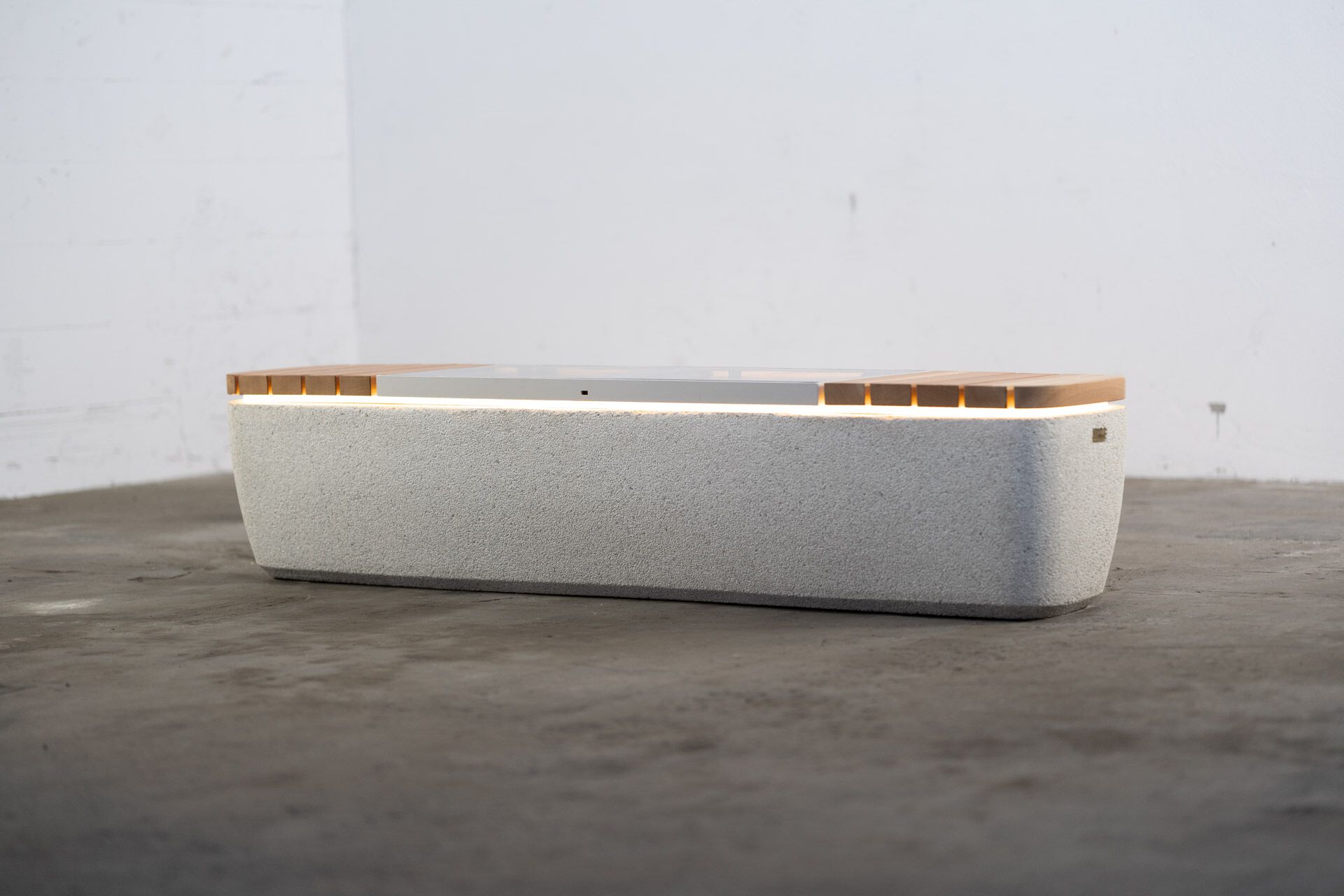 BIEN Bench By Kremen