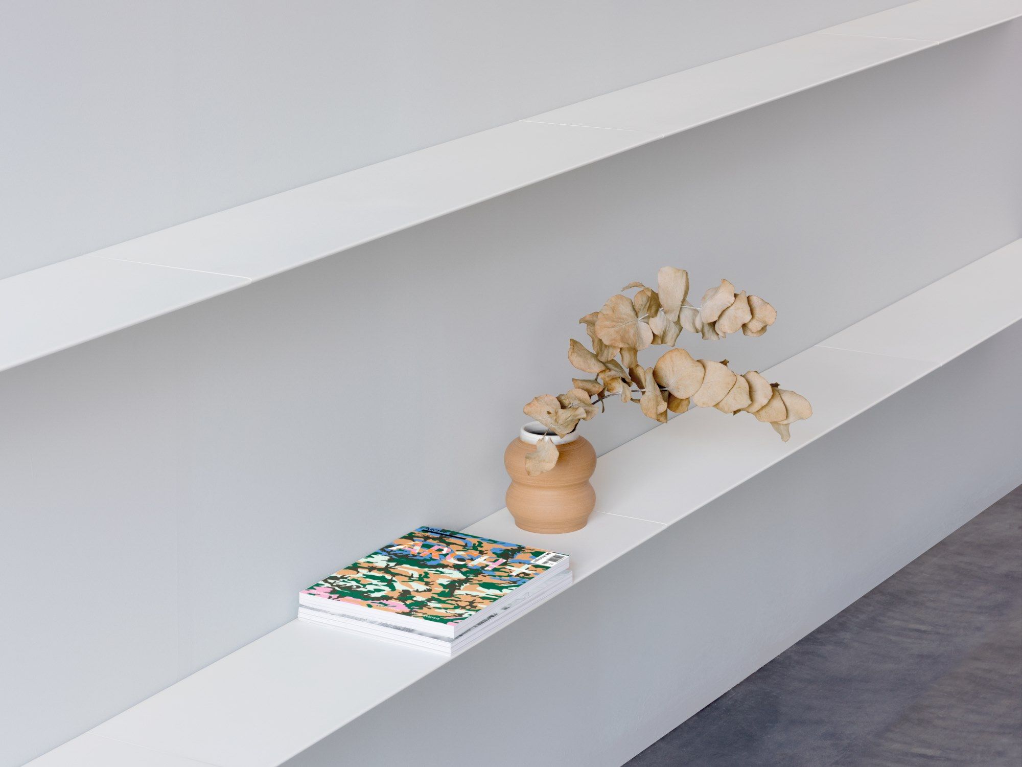 L1 NEWTON mensola By LOEHR design David Löhr, Julian Löhr