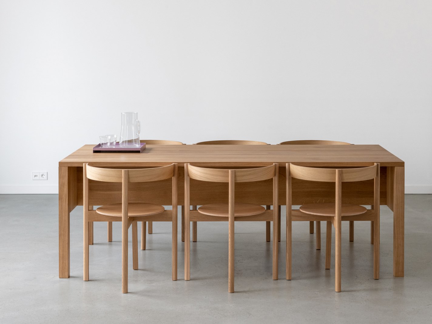 L8 TRABA Table By LOEHR | design David Löhr, Julian Löhr