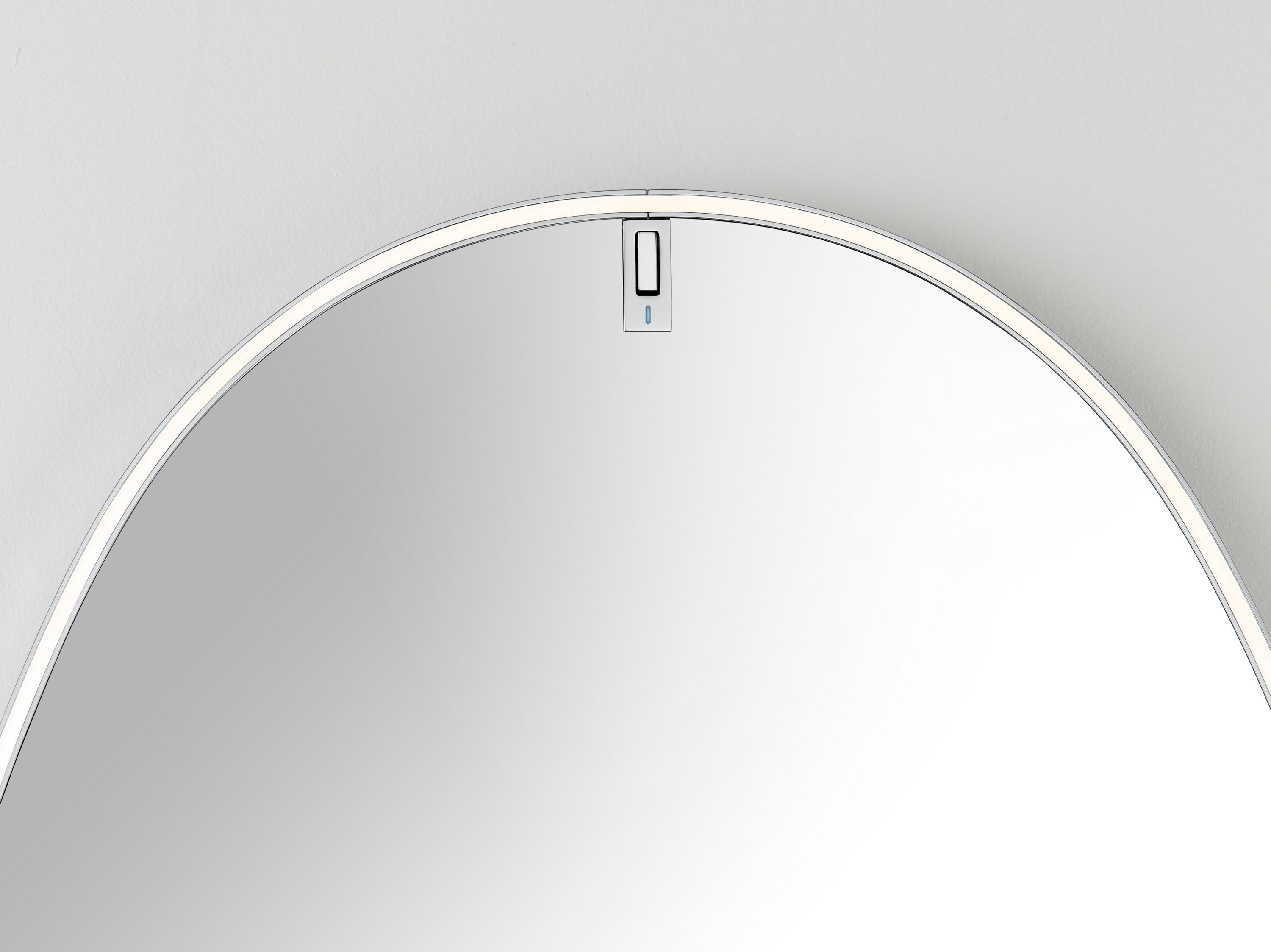 Oval wall-mounted mirror with integrated lighting LA PLUS BELLE By Flos ...