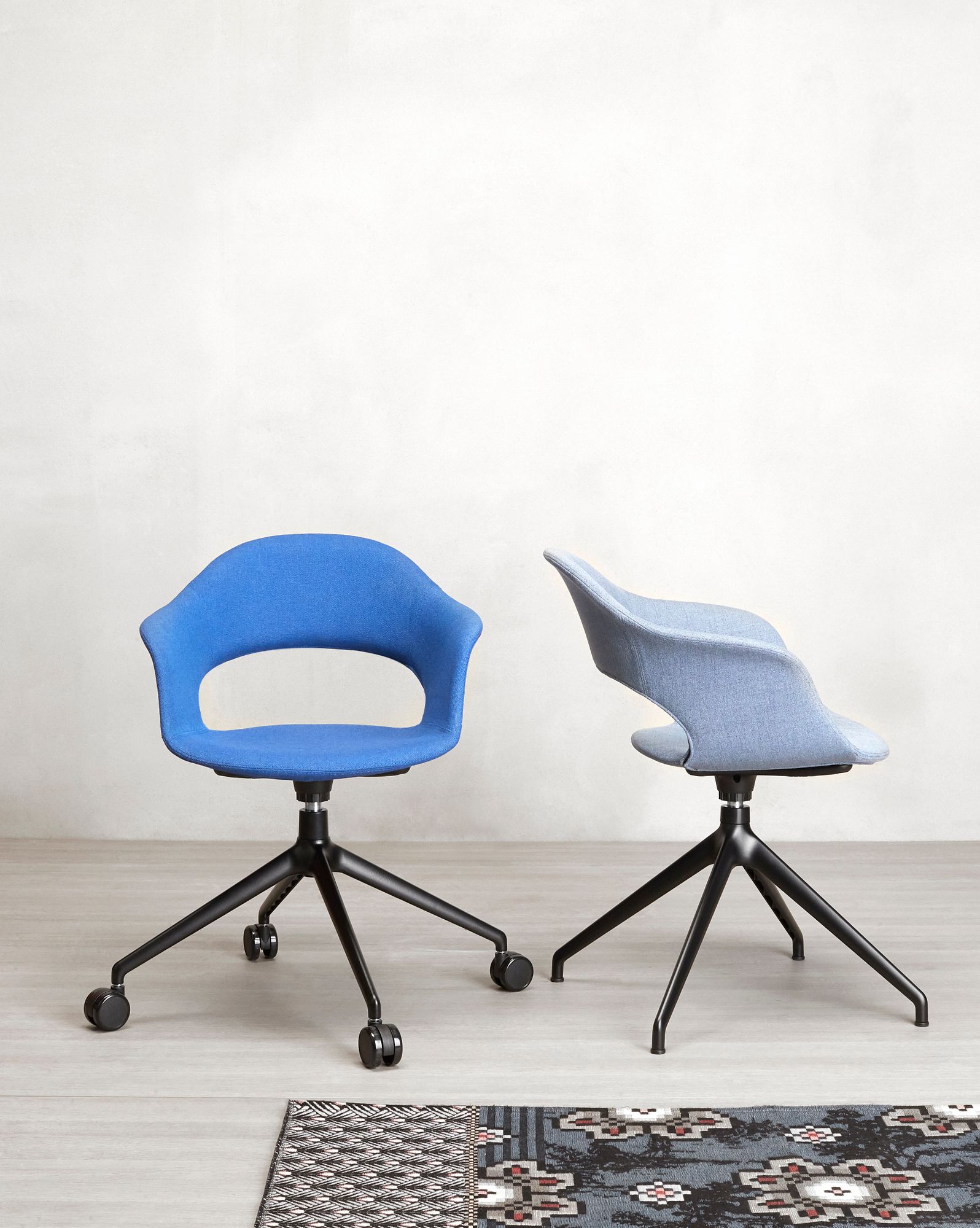 LADY B POP | Chair with armrests Lady B Collection By SCAB DESIGN ...